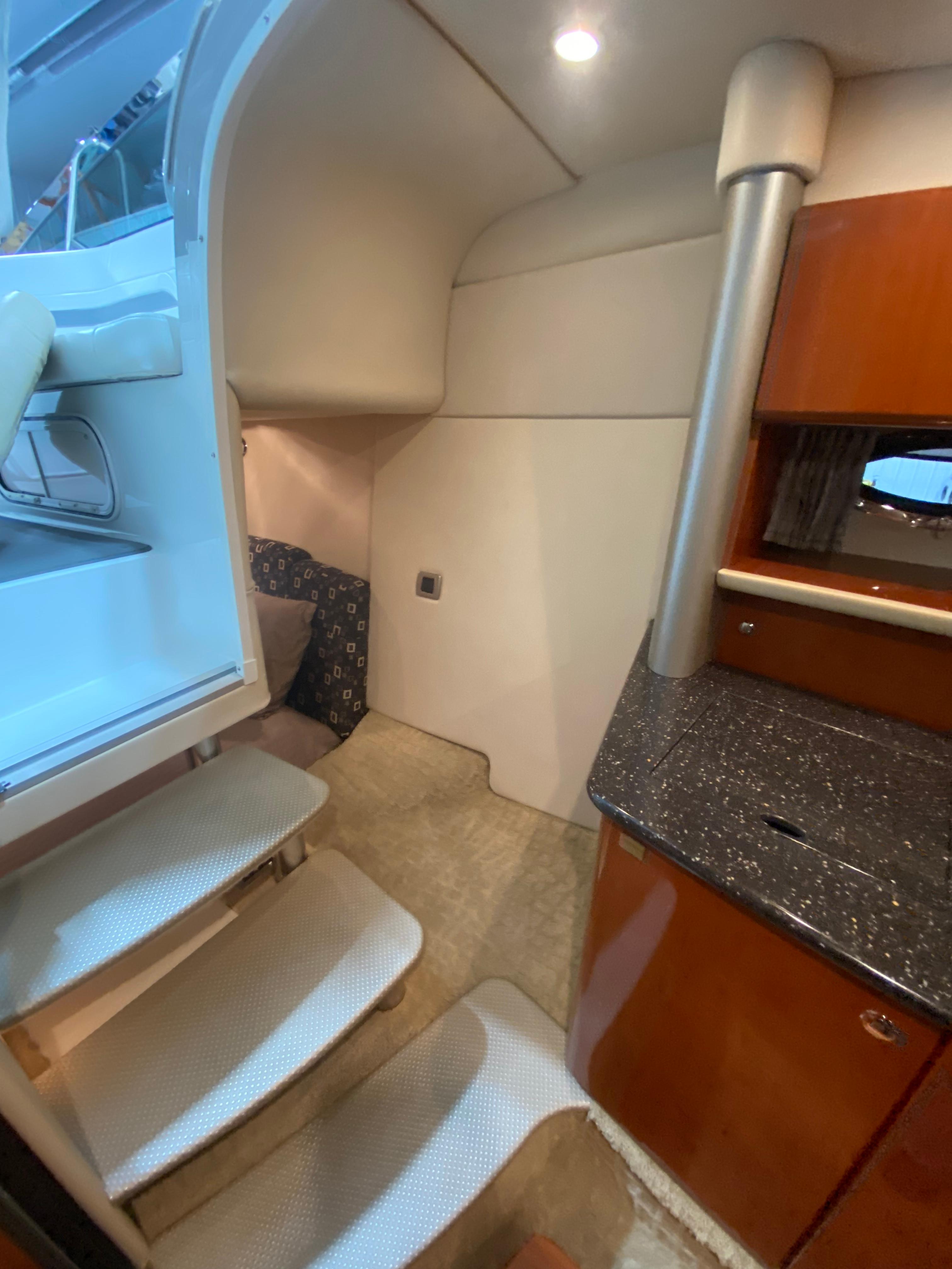 Black Jack Yacht for Sale | 37 Formula Yachts Spring Lake, MI | Denison ...