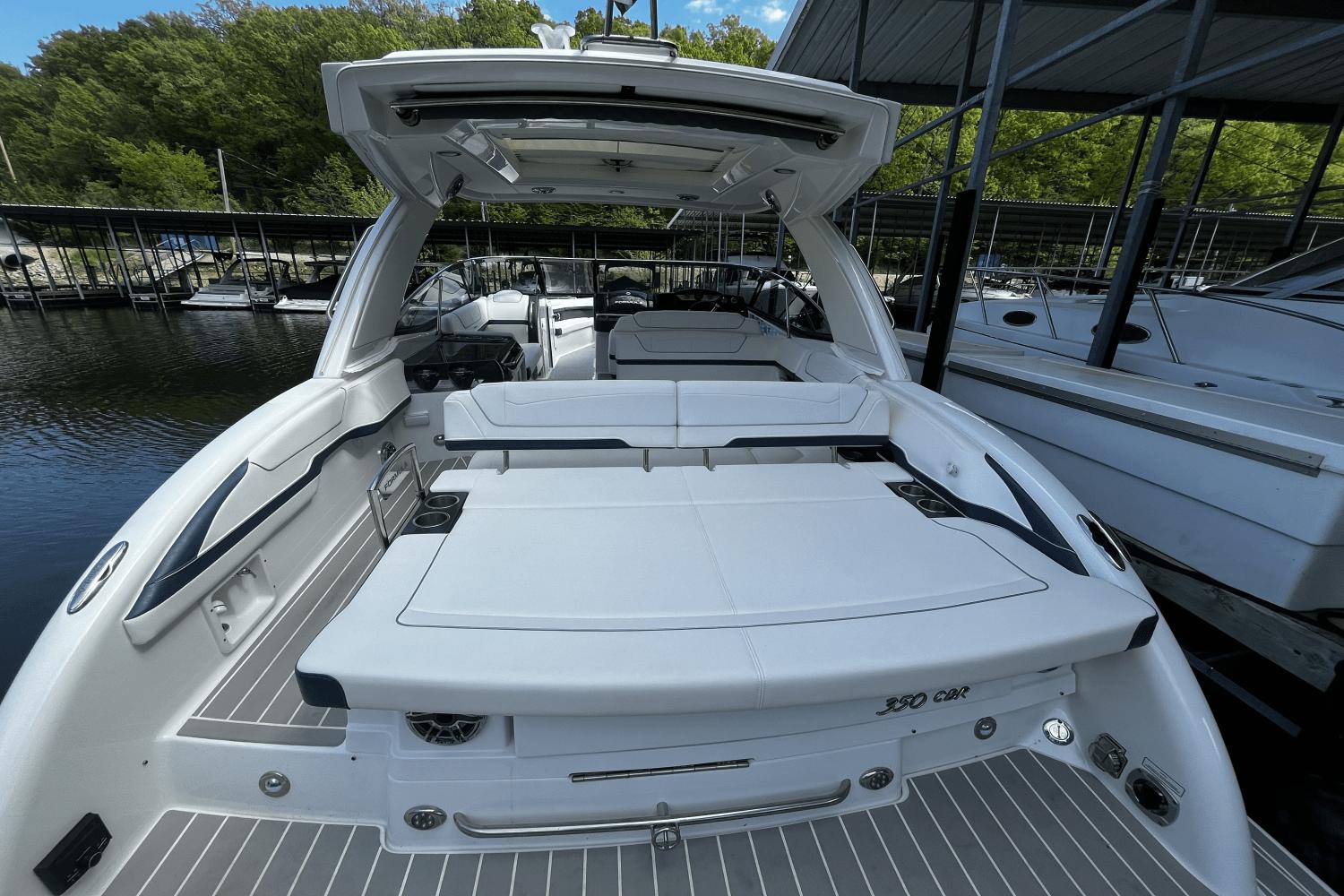 Yacht for Sale | 35 Formula Yachts Lake Ozark, MO | Denison Yacht Sales