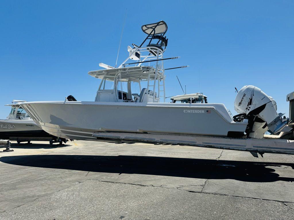 2021 Contender 39 St Yacht For Sale