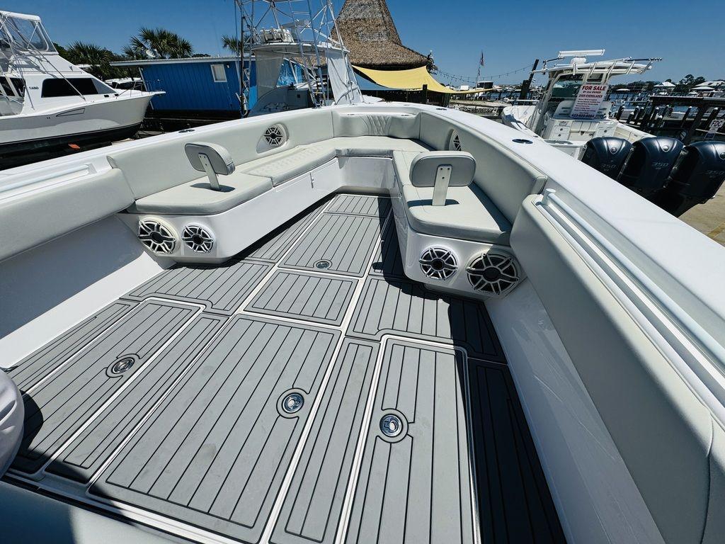 Yacht for Sale | 39 Contender Yachts Orange Beach, AL | Denison Yacht Sales