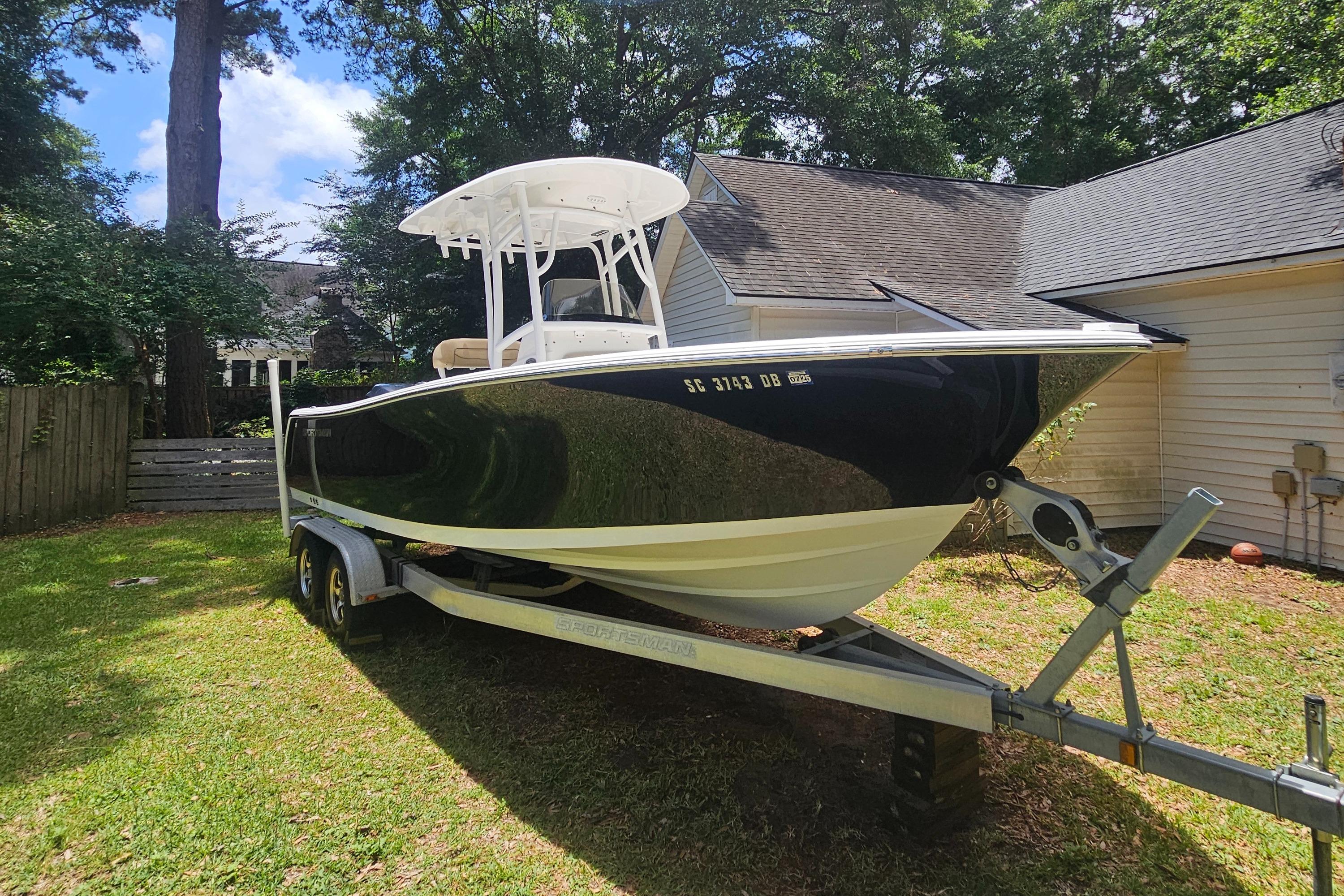 2014 23 Sportsman Heritage 231 Center Console