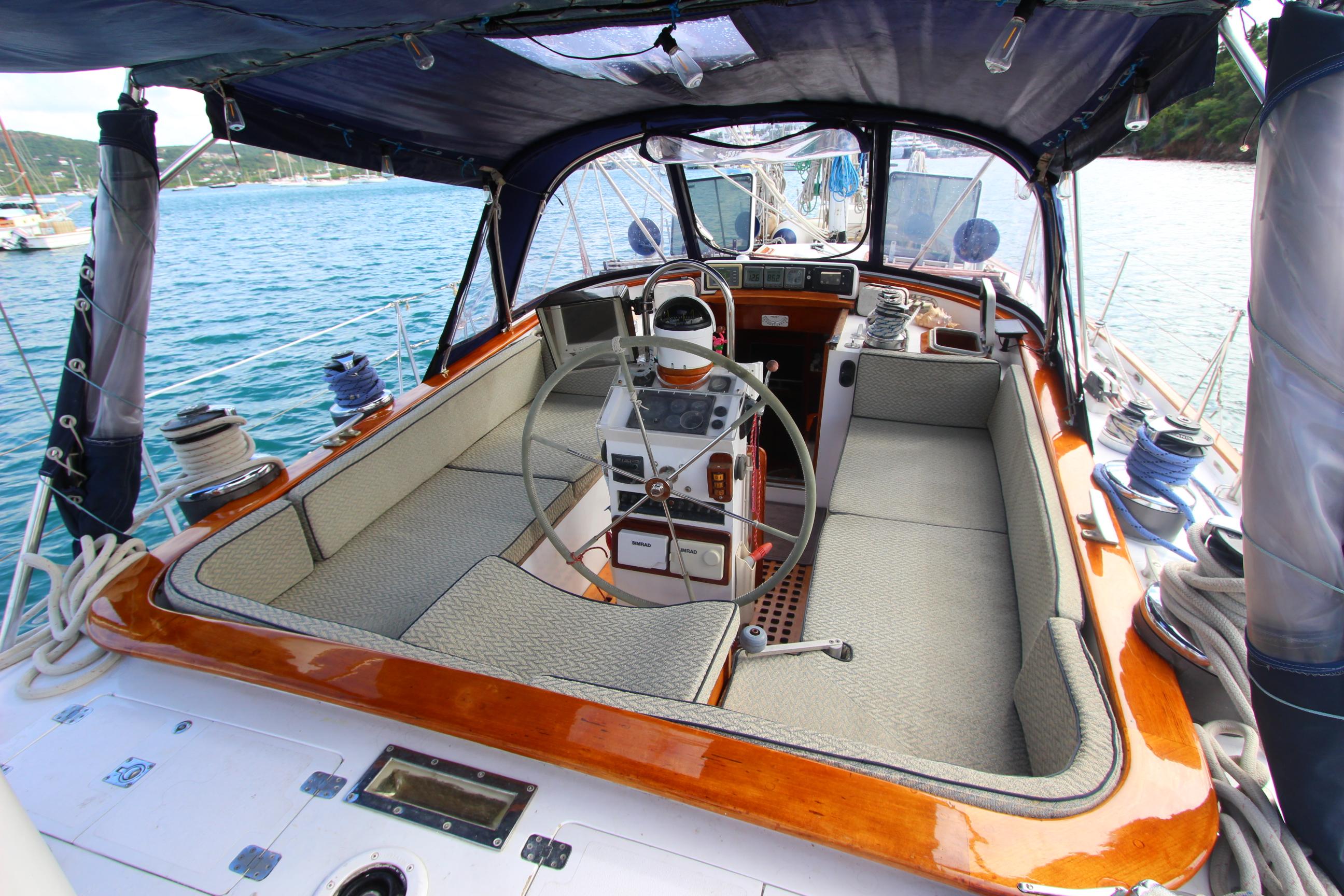 Roxy Yacht for Sale | 58 Camper & Nicholsons Yachts Cruising Eastern Caribbean, Antigua and ...