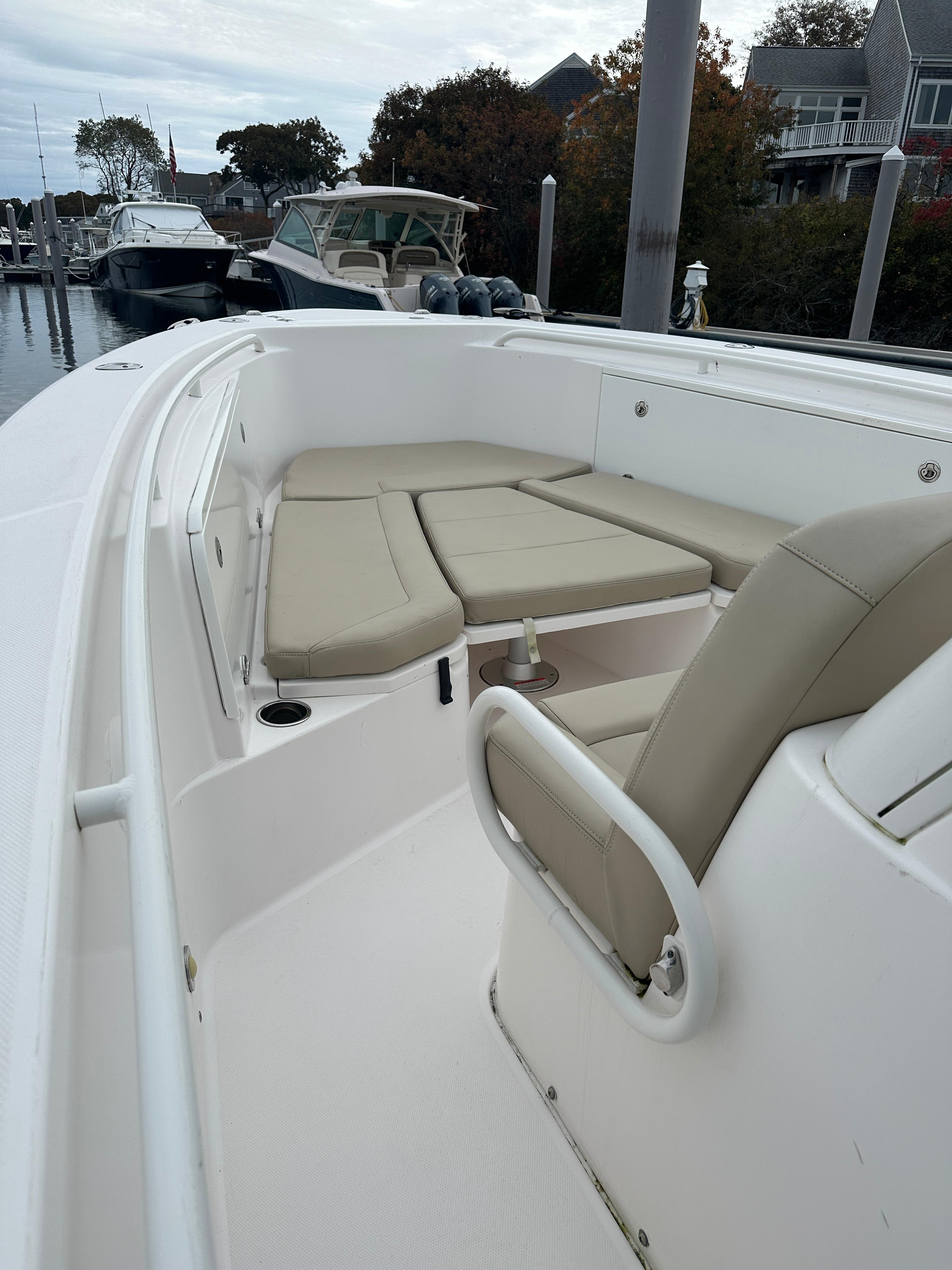 Yacht for Sale | 32 Everglades Yachts Falmouth, MA | Denison Yacht Sales