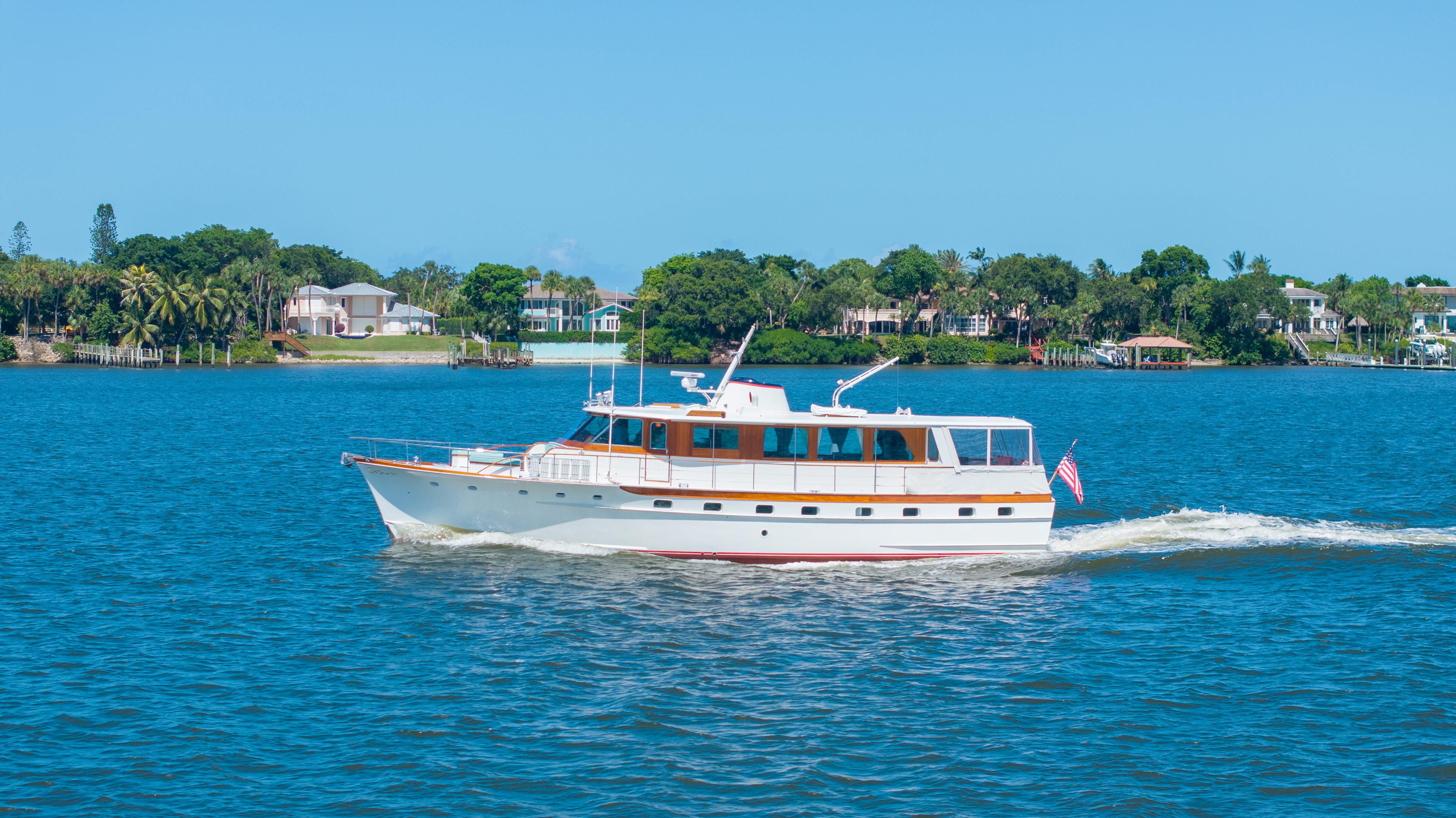 1970 Trumpy Houseboat ABSOLUTE - Florida Yachts International