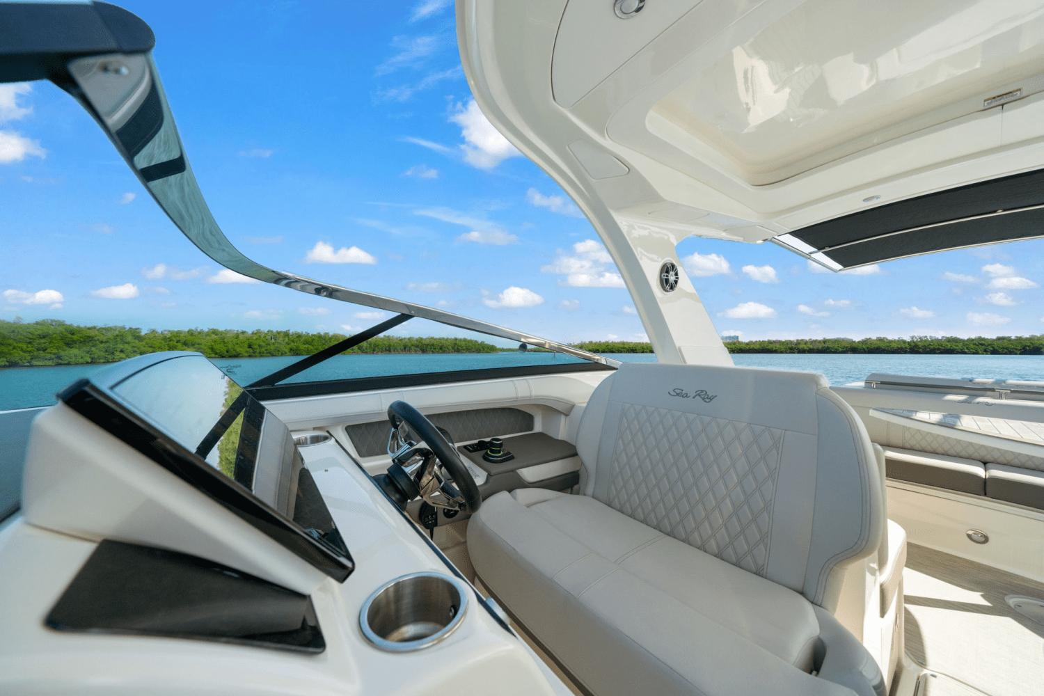 Yacht for Sale | 31 Sea Ray Yachts Naples, FL | Denison Yacht Sales