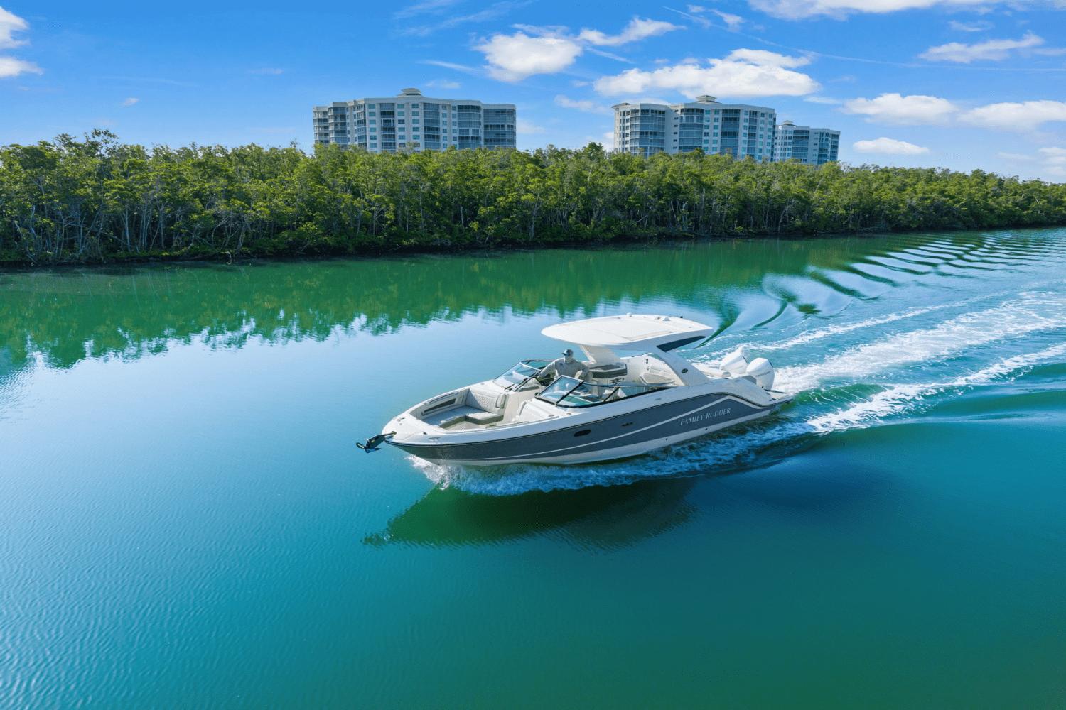 Yacht for Sale | 31 Sea Ray Yachts Naples, FL | Denison Yacht Sales