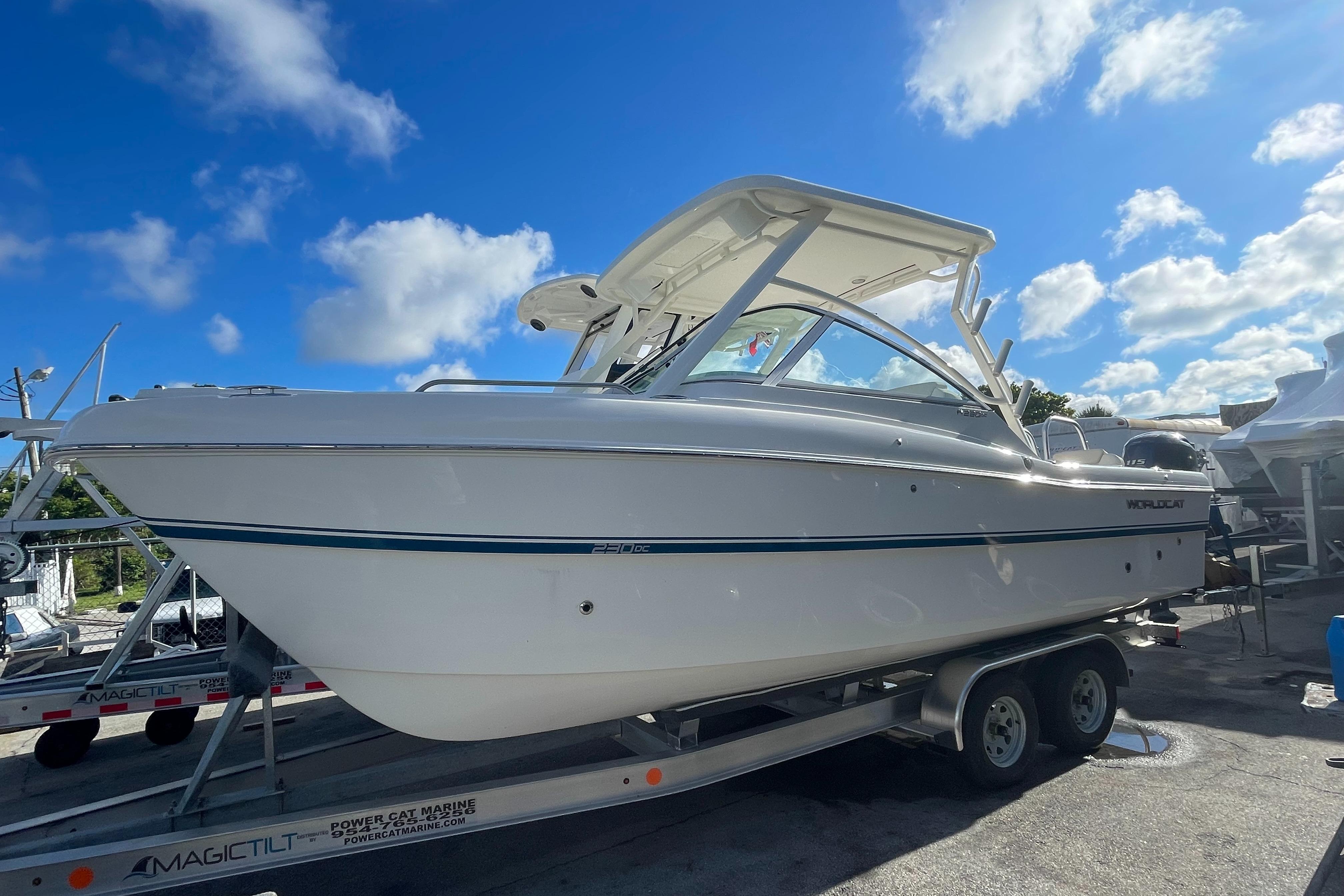 Pcm 24 230dc 52110 Yacht for Sale | 23 World Cat Yachts Fort Lauderdale ...