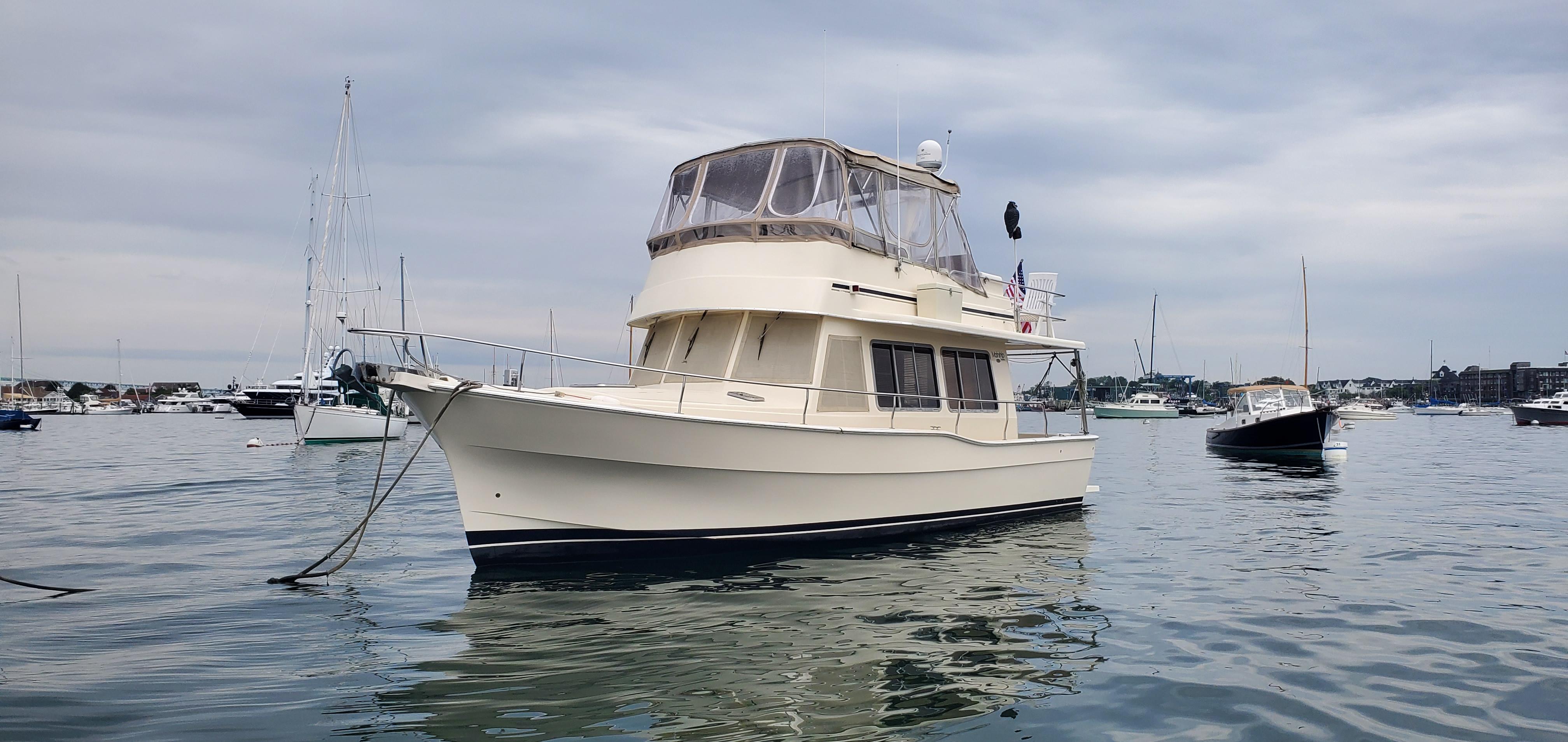 2004 Mainship 400 Trawler Pathfinder - Florida Yachts International