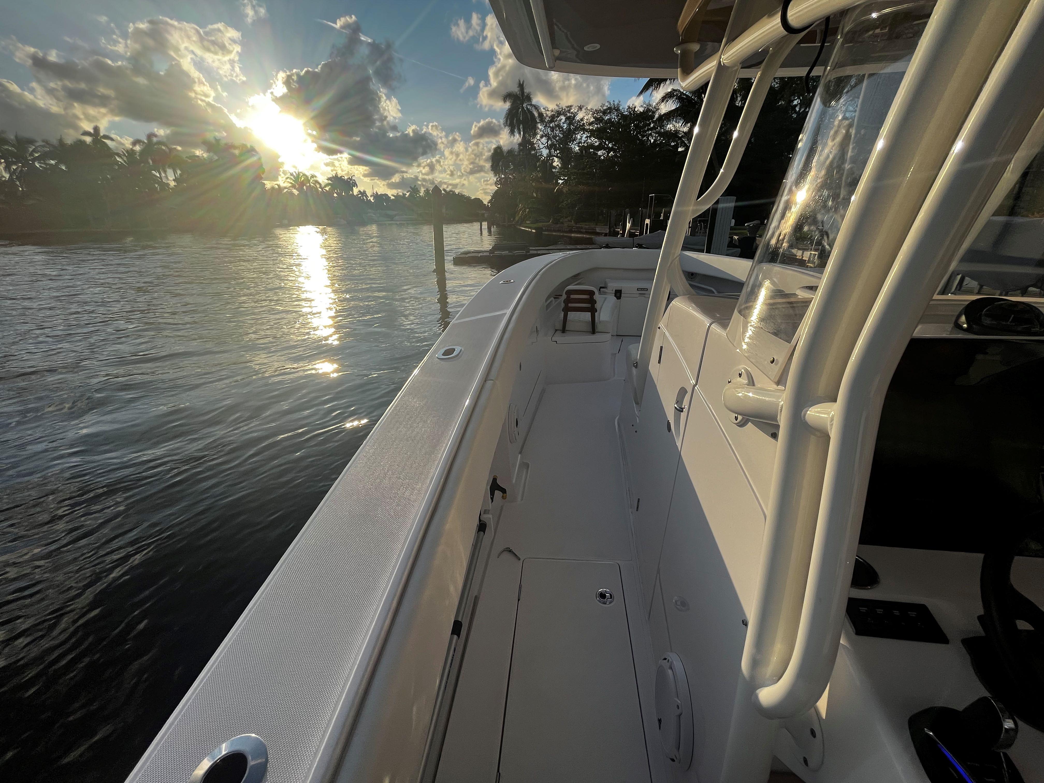 2022 Jupiter 38 Hfs Yacht for Sale | 38 Jupiter Yachts Fort Lauderdale ...