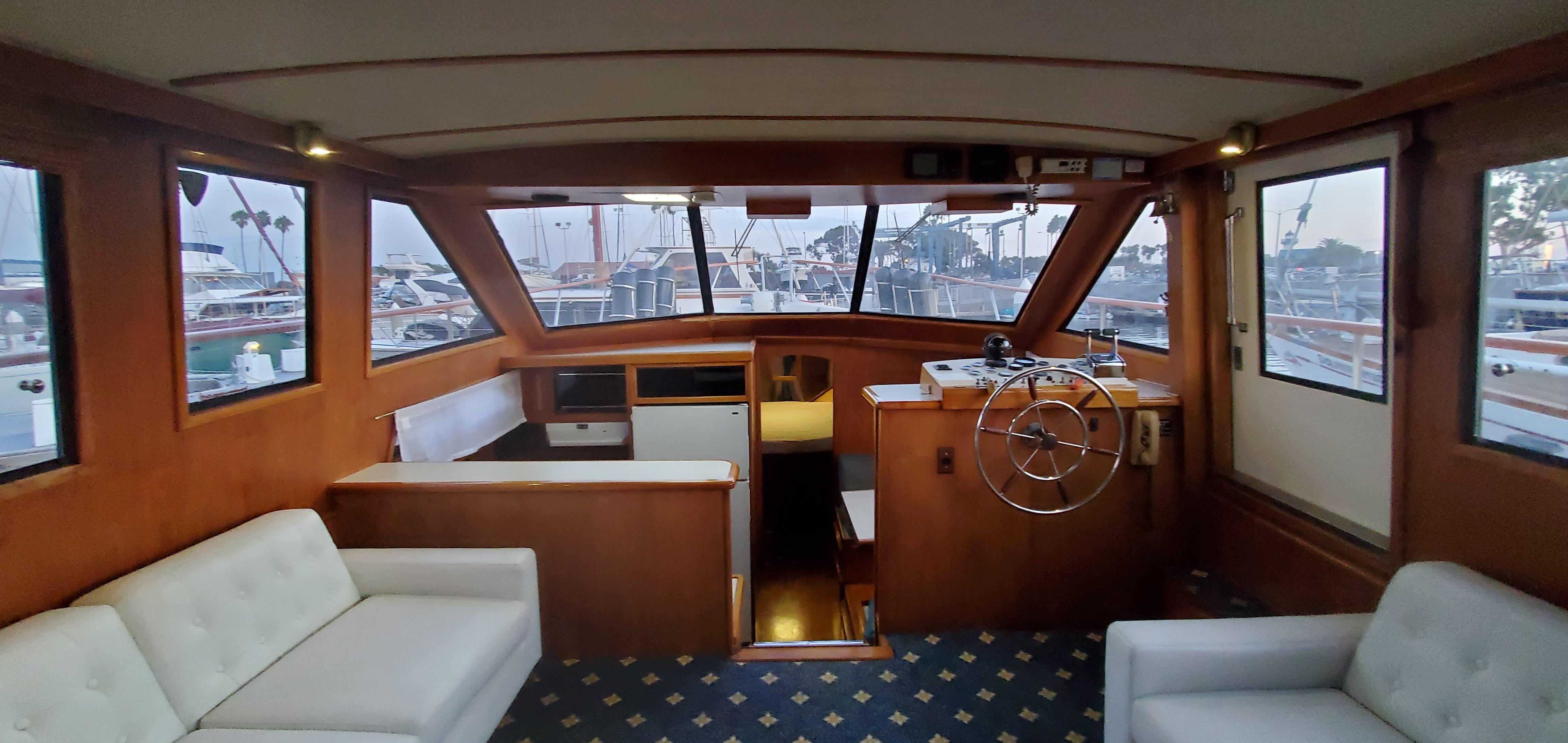 1985 55 Californian Cockpit Motor Yacht Boats for Sale