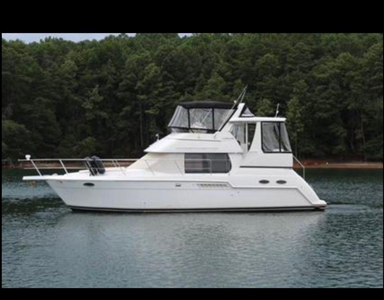 2003 Carver 356 Motor Yacht - South Jersey Yacht Sales
