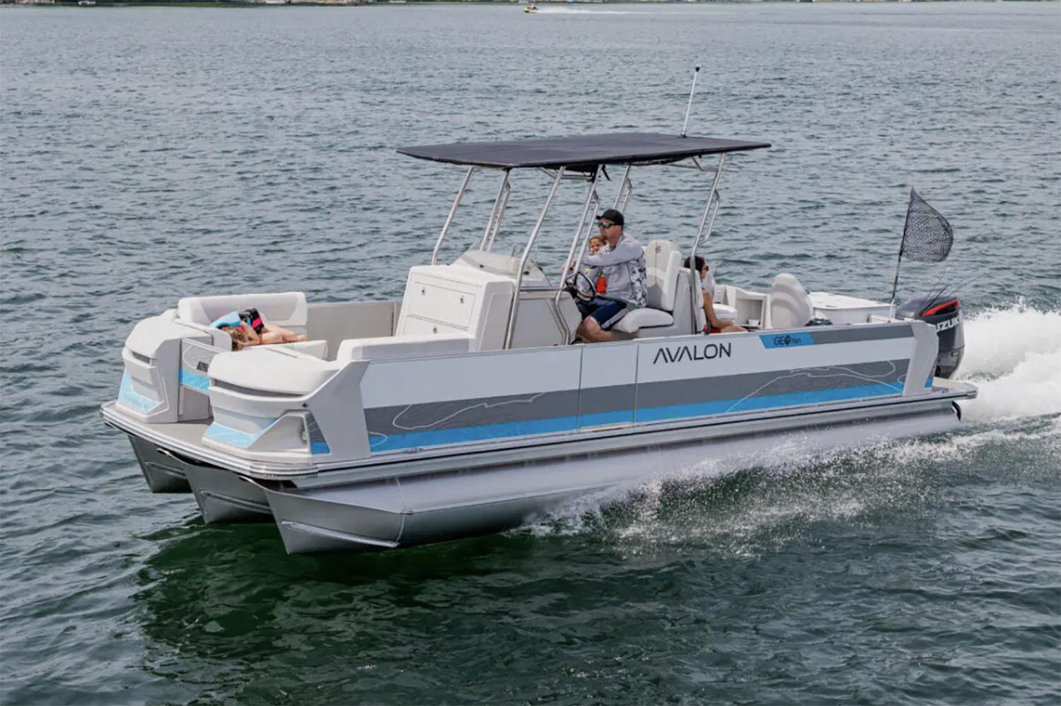 2025 Avalon GEOFish CLX - Hanks Boats