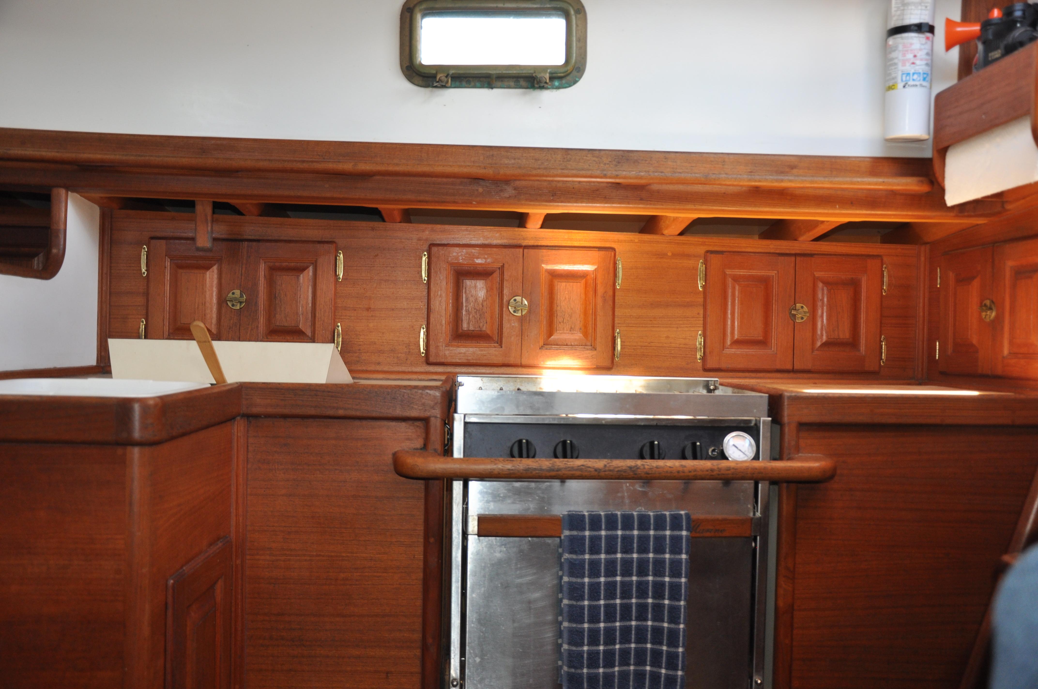 2004 36 Cape George Cutter Boats for Sale