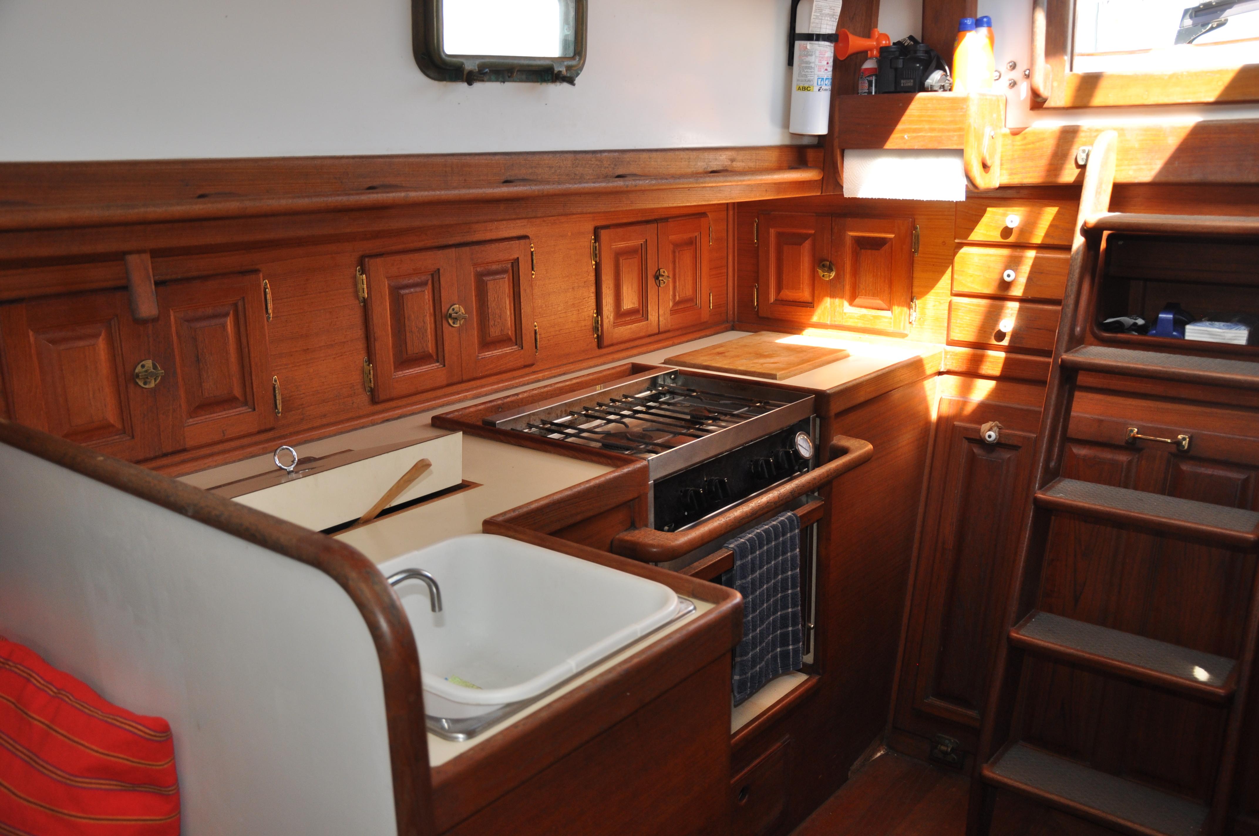 2004 36 Cape George Cutter Boats for Sale