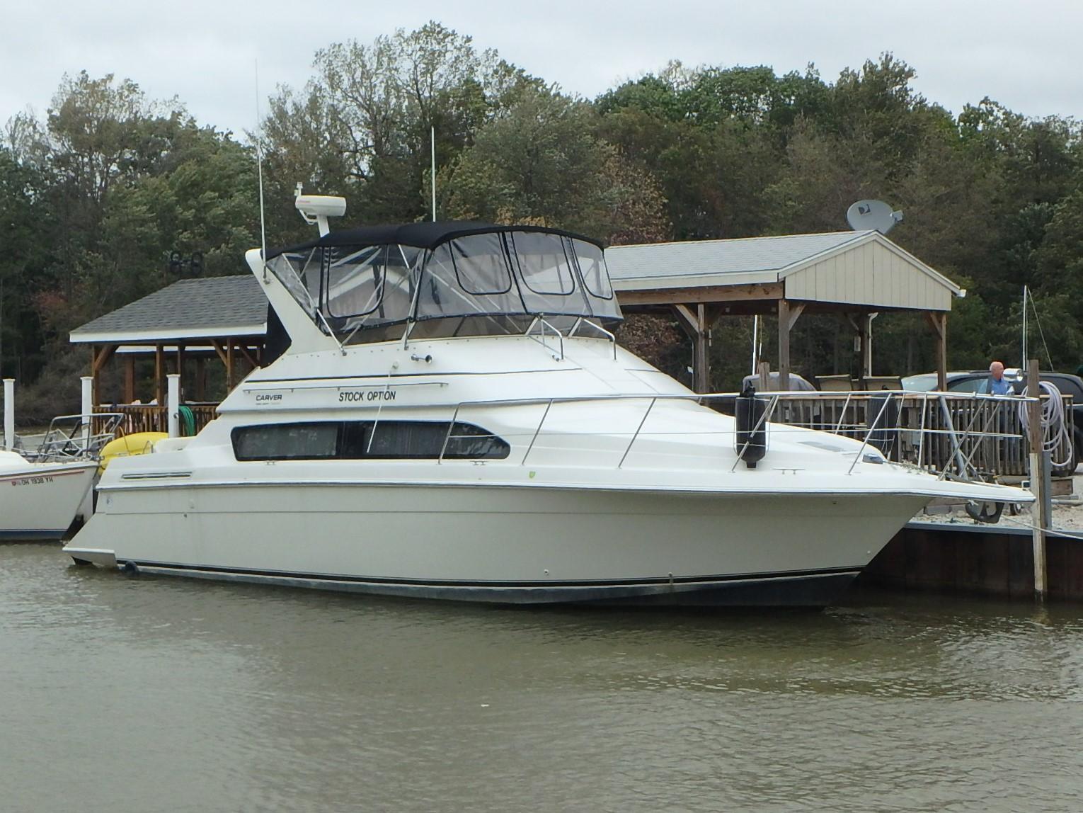 1998 Carver 38 Santego | Yachts360