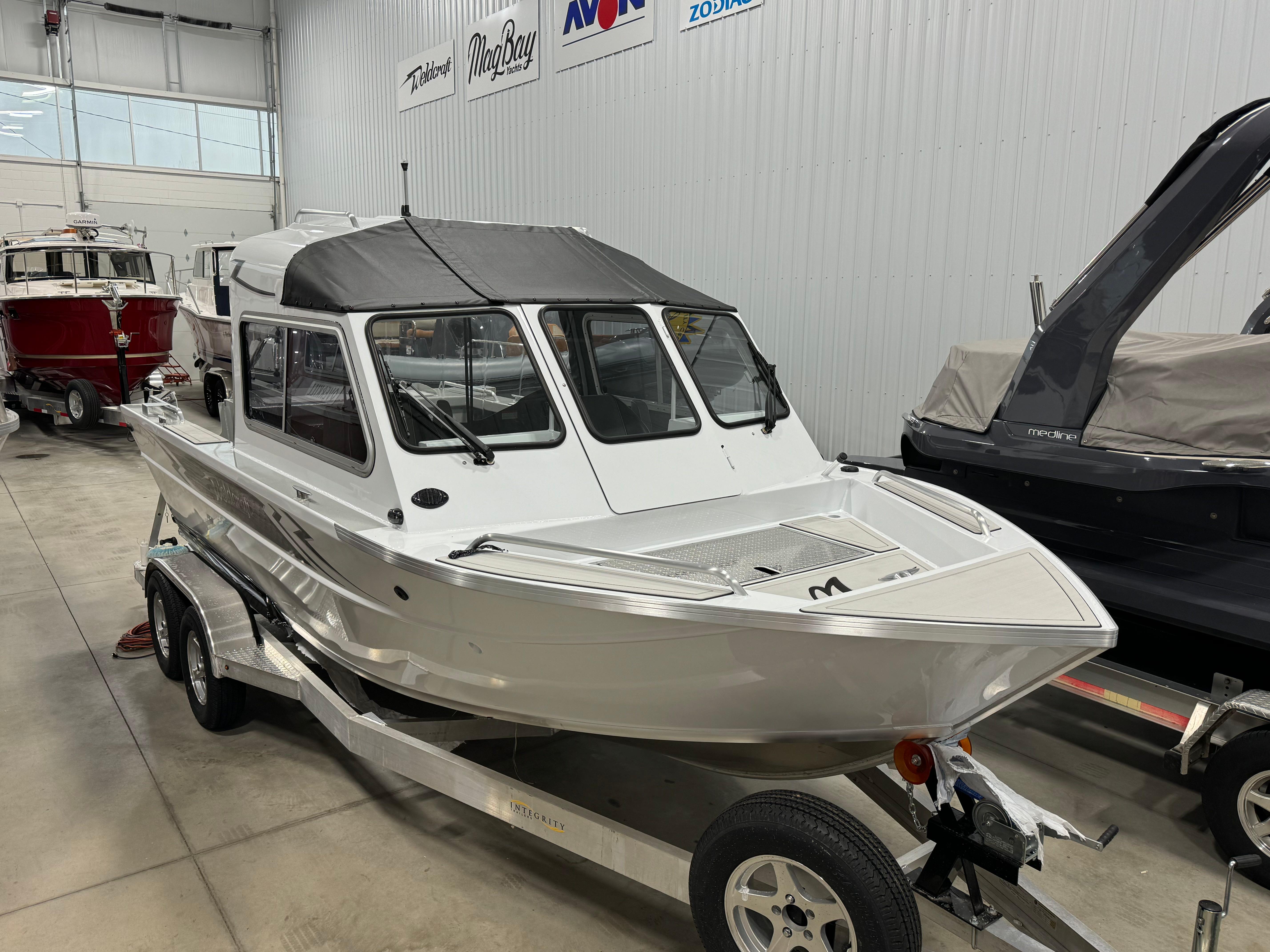 Reed Yacht Sales - Weldcraft Revolution 200