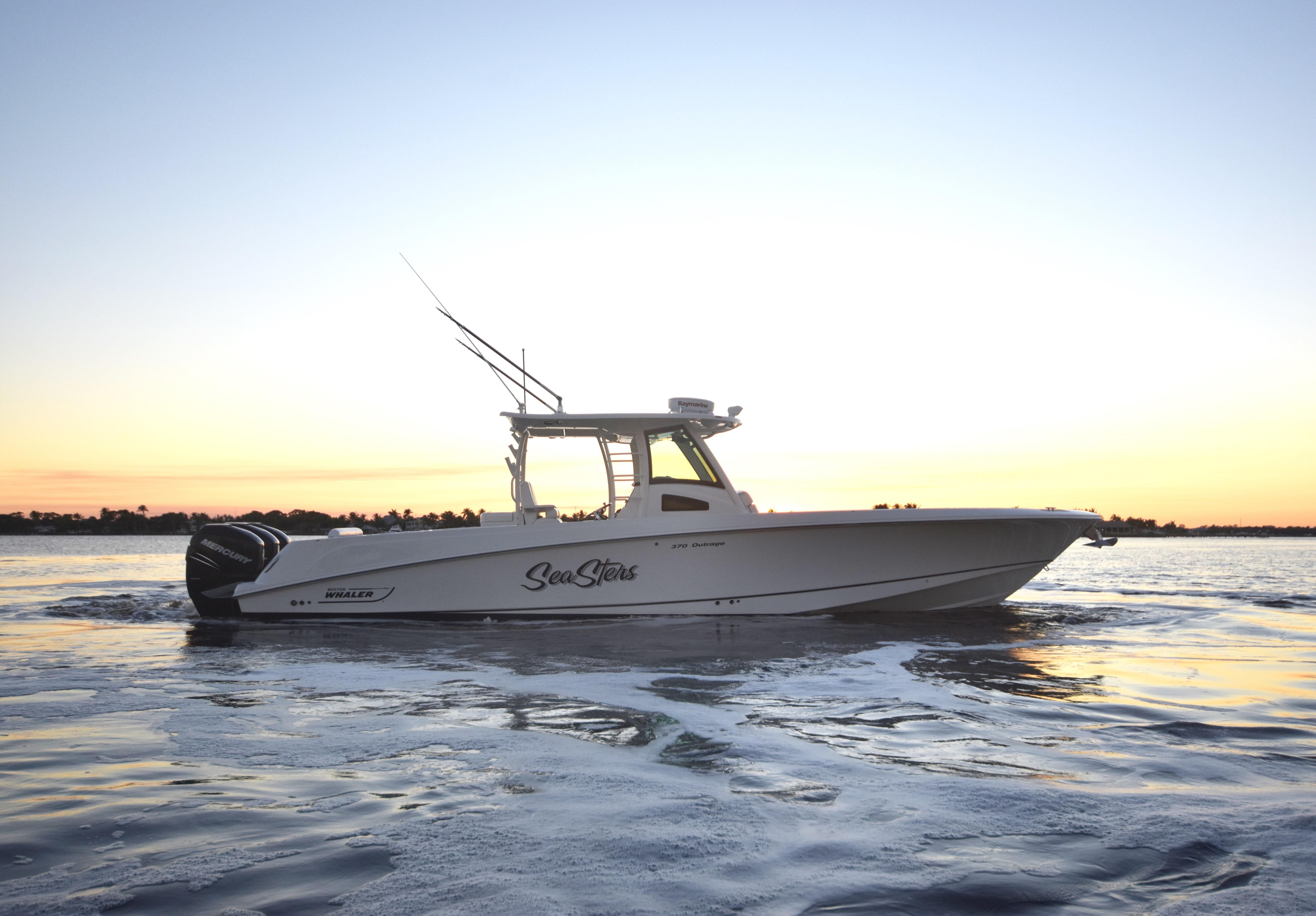 2014 Boston Whaler 37 ft Yacht For Sale | Allied Marine