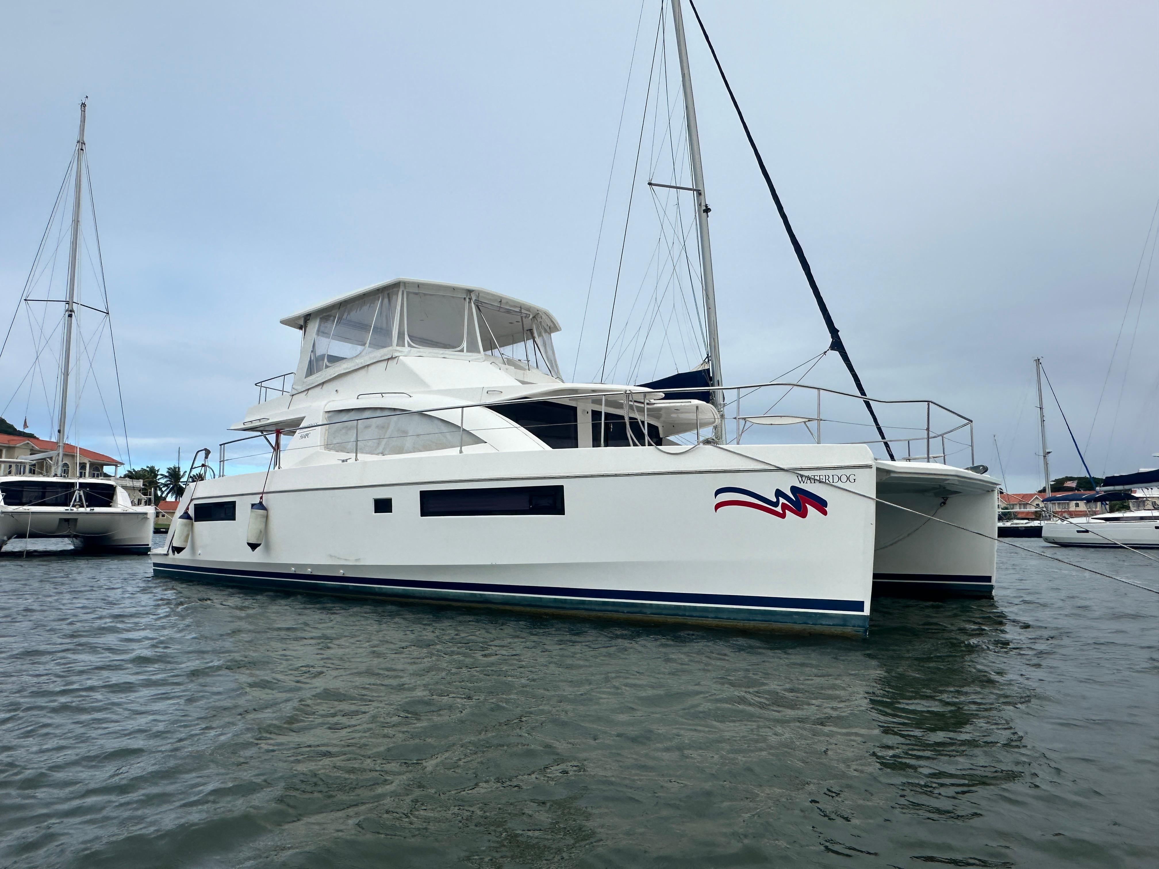 Leopard 51 Powercat Power Catamaran for sale | The Moorings Yacht Brokerage