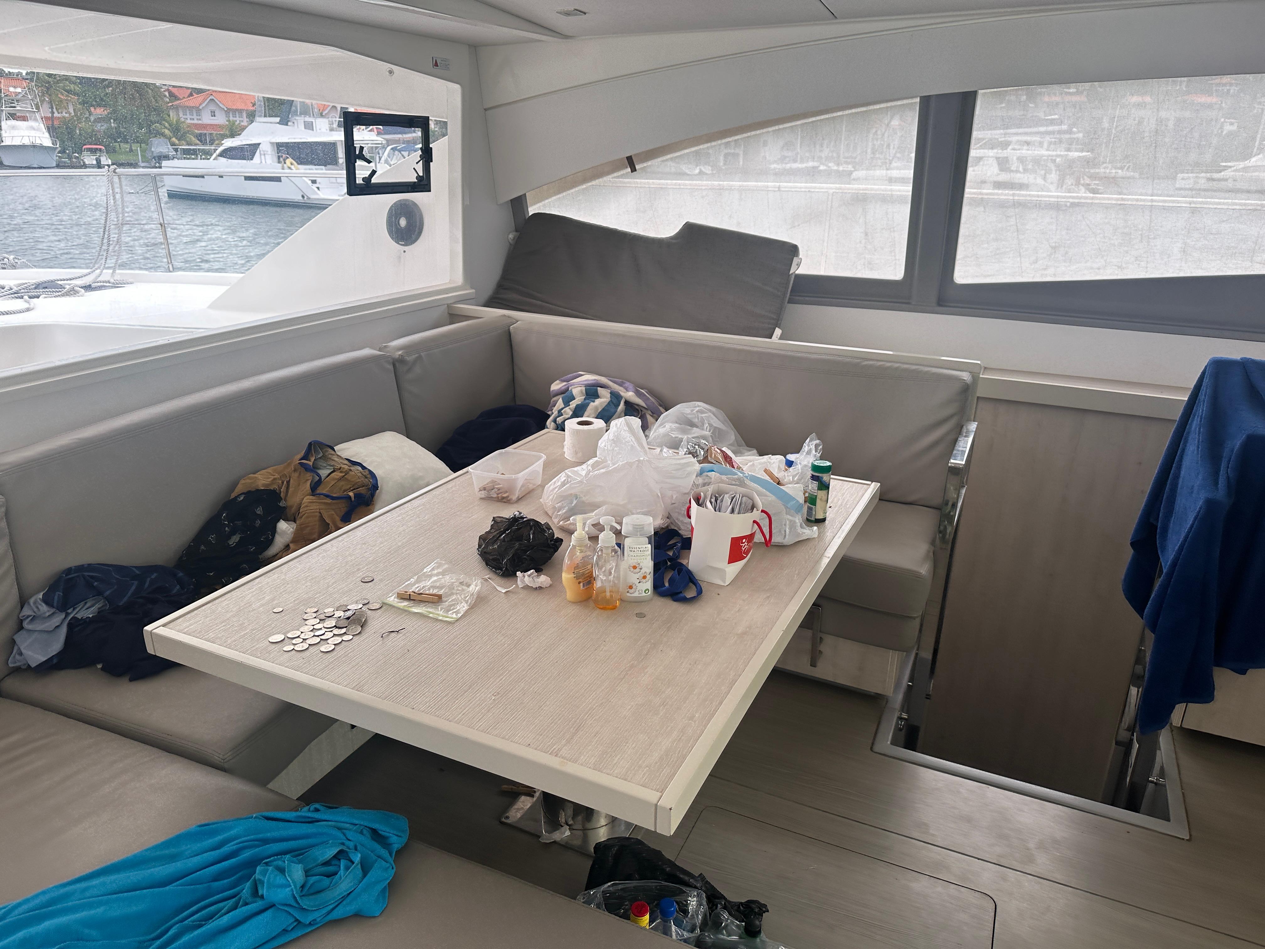 Leopard 51 Powercat Power Catamaran for sale | The Moorings Yacht Brokerage