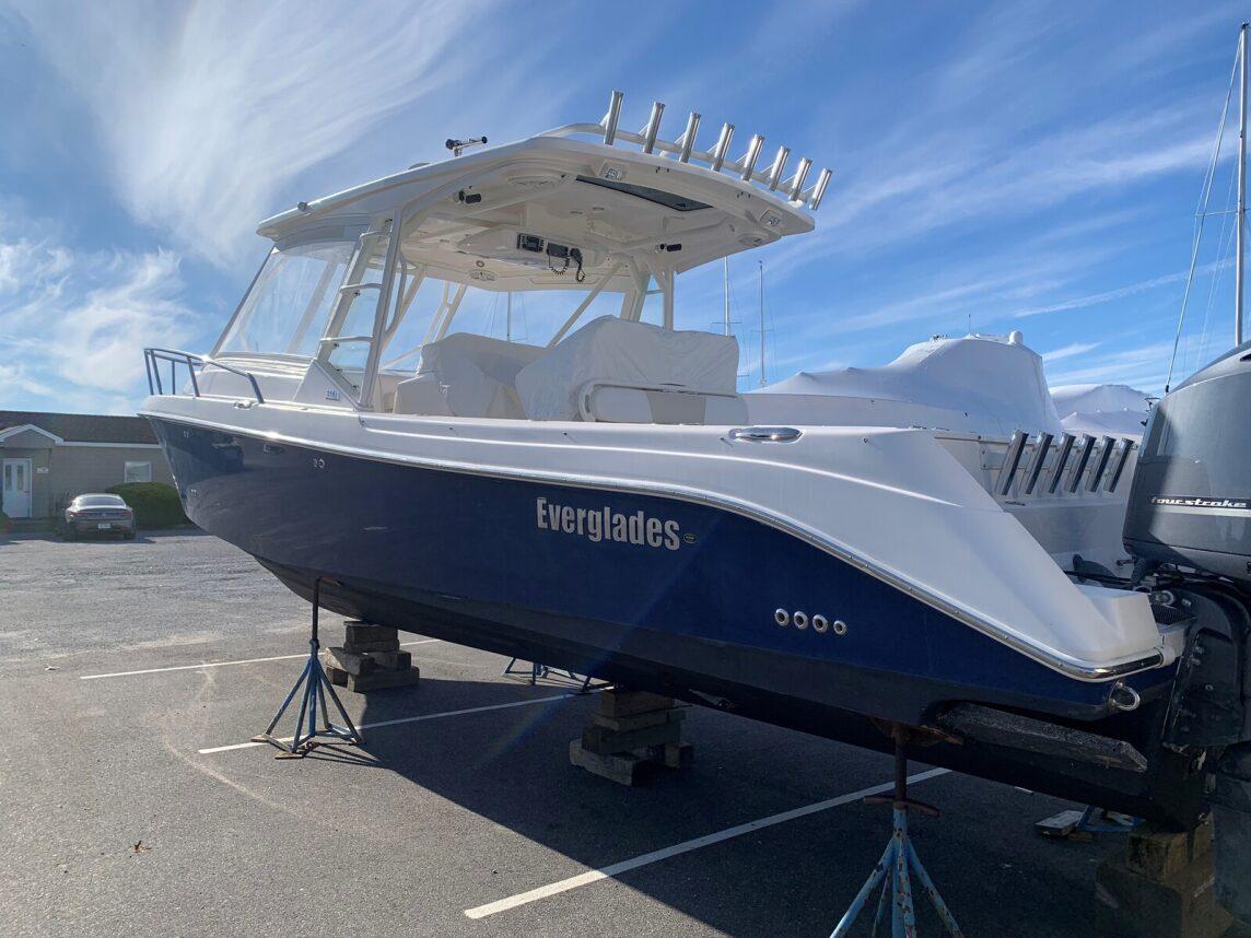 Yacht for Sale | 35 Everglades Yachts Oakdale, NY | Denison Yacht Sales