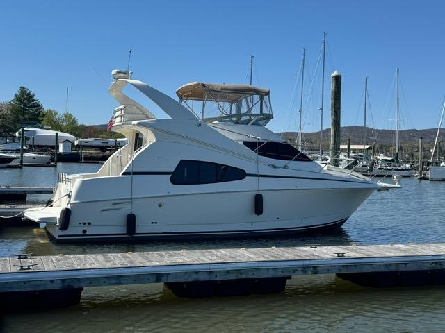2002 Silverton 330 Sport Bridge - Florida Yachts International