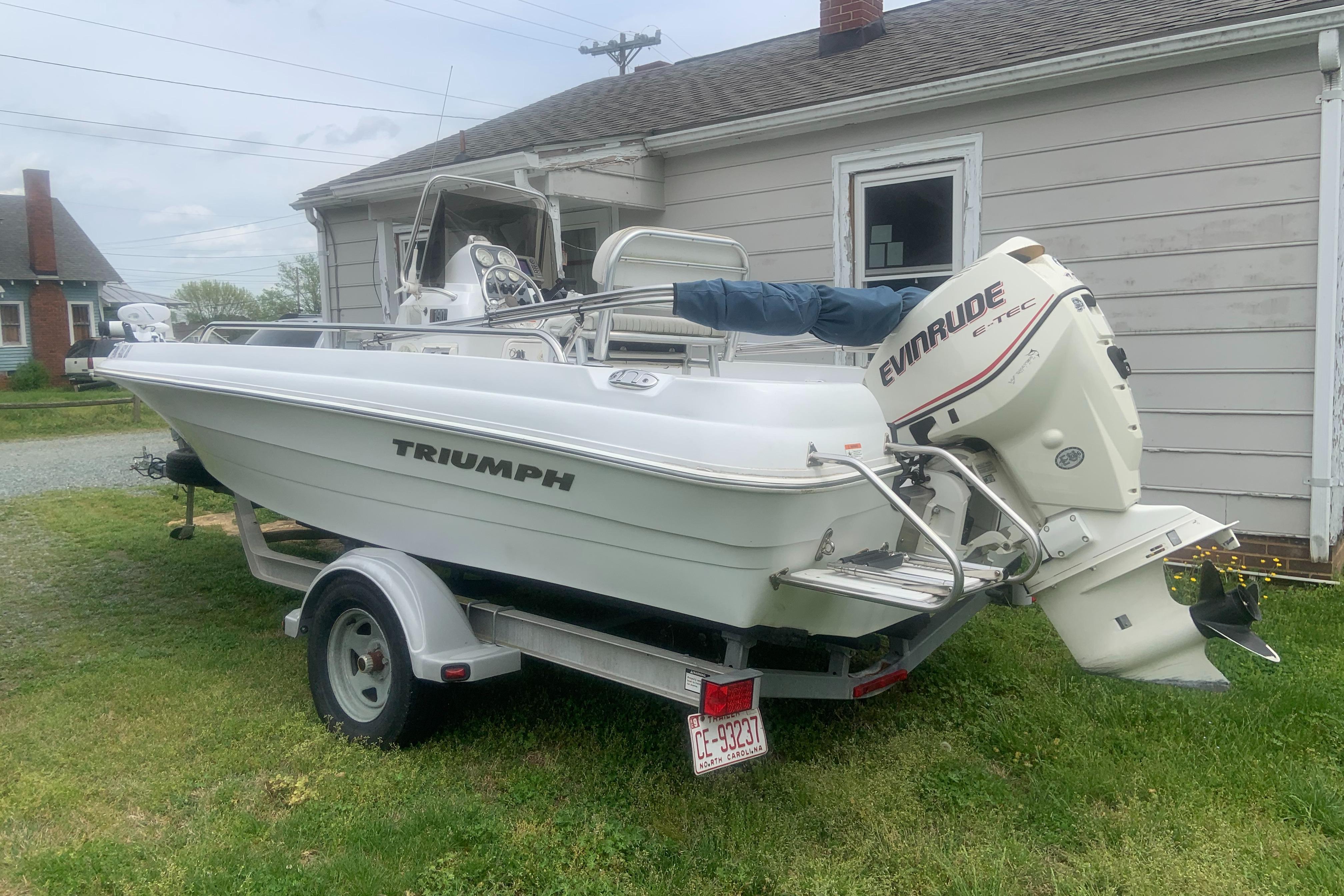 2007 Triumph 190 Bay | Yachts360