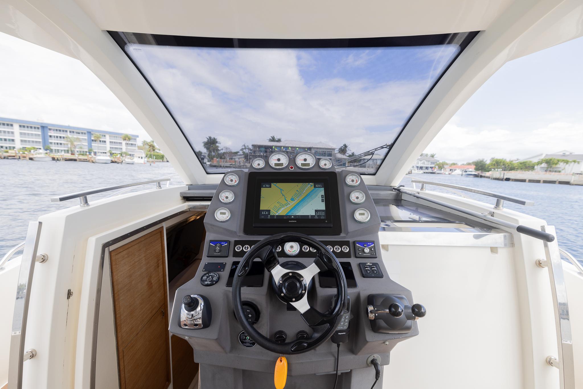 Man Cave Yacht for Sale | 38 Azimut Yachts Delray Beach, FL | Denison ...