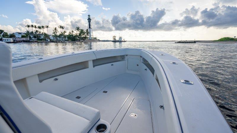 Yacht for Sale | 29 Seavee Yachts Lighthouse Point, FL | Denison Yacht ...
