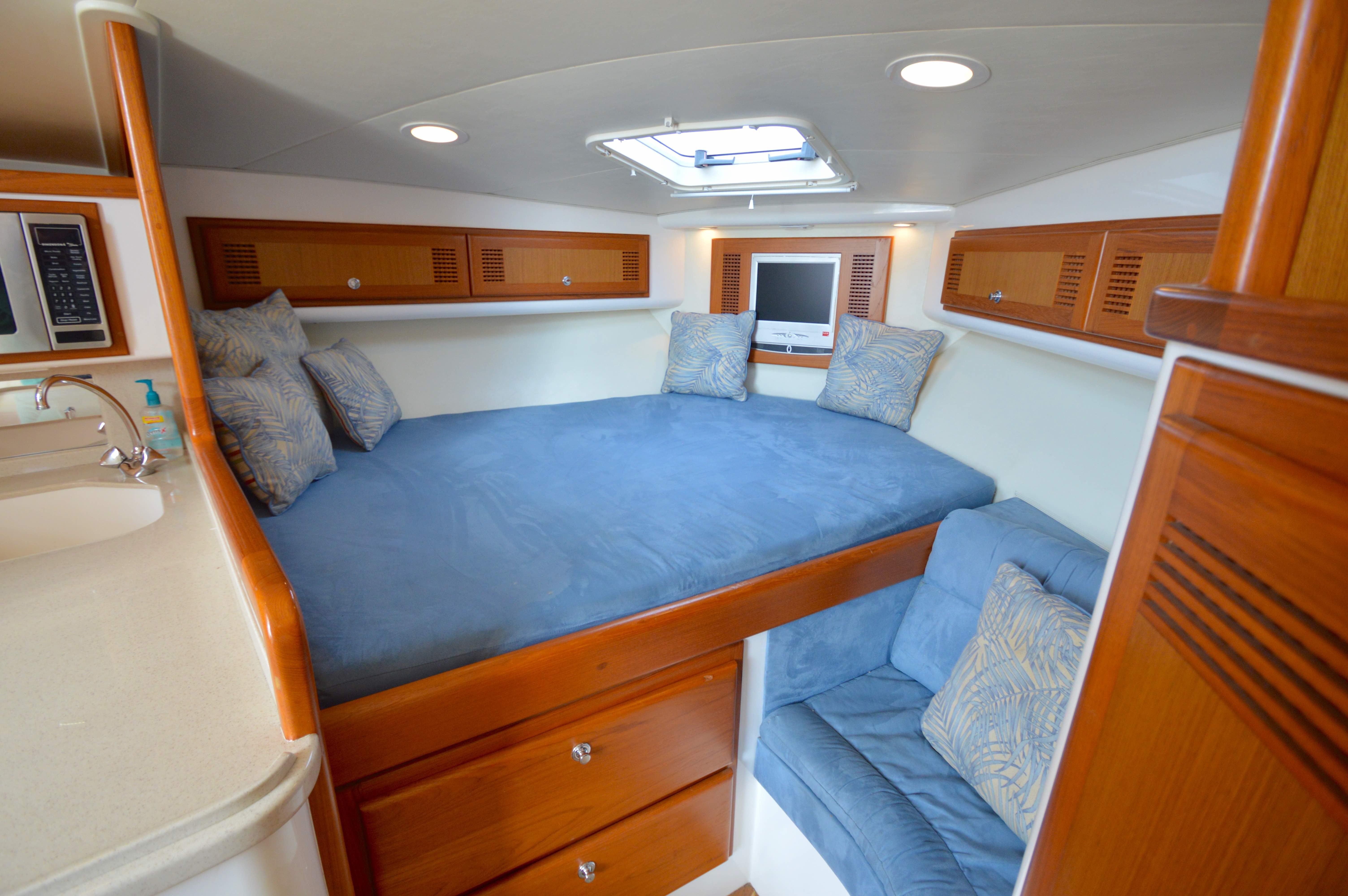 Raven Yacht for Sale | 35 Cabo Yachts Baltimore, MD | Denison Yacht Sales