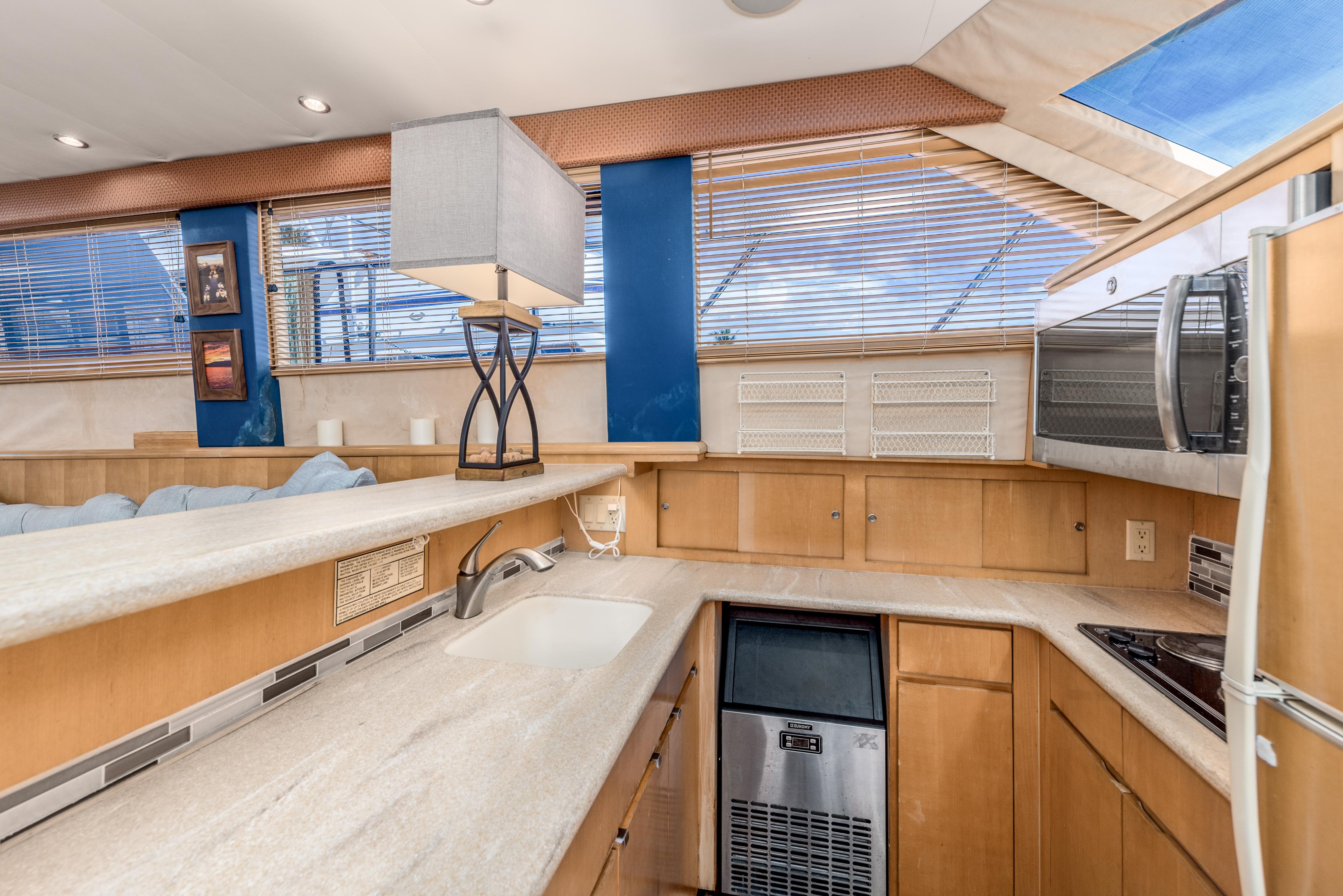 Galatea Yacht for Sale | 52 Hatteras Yachts Stuart, FL | Denison Yacht ...