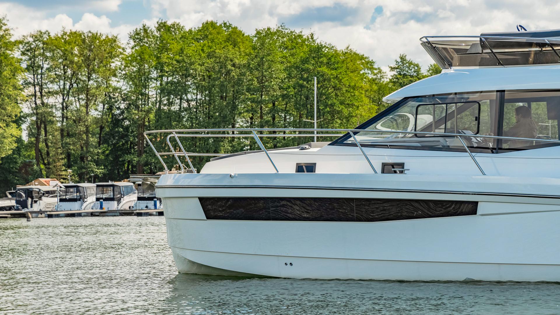 Platinum 40 Fly Yacht for Sale | 39 Odysseya Yachts Gizycko, Poland ...