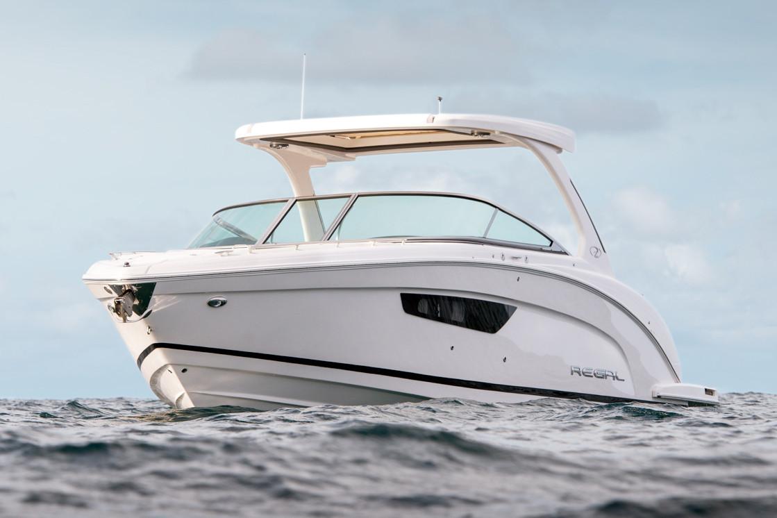 2020 Regal 33 OBX - Petzold's Marine Center