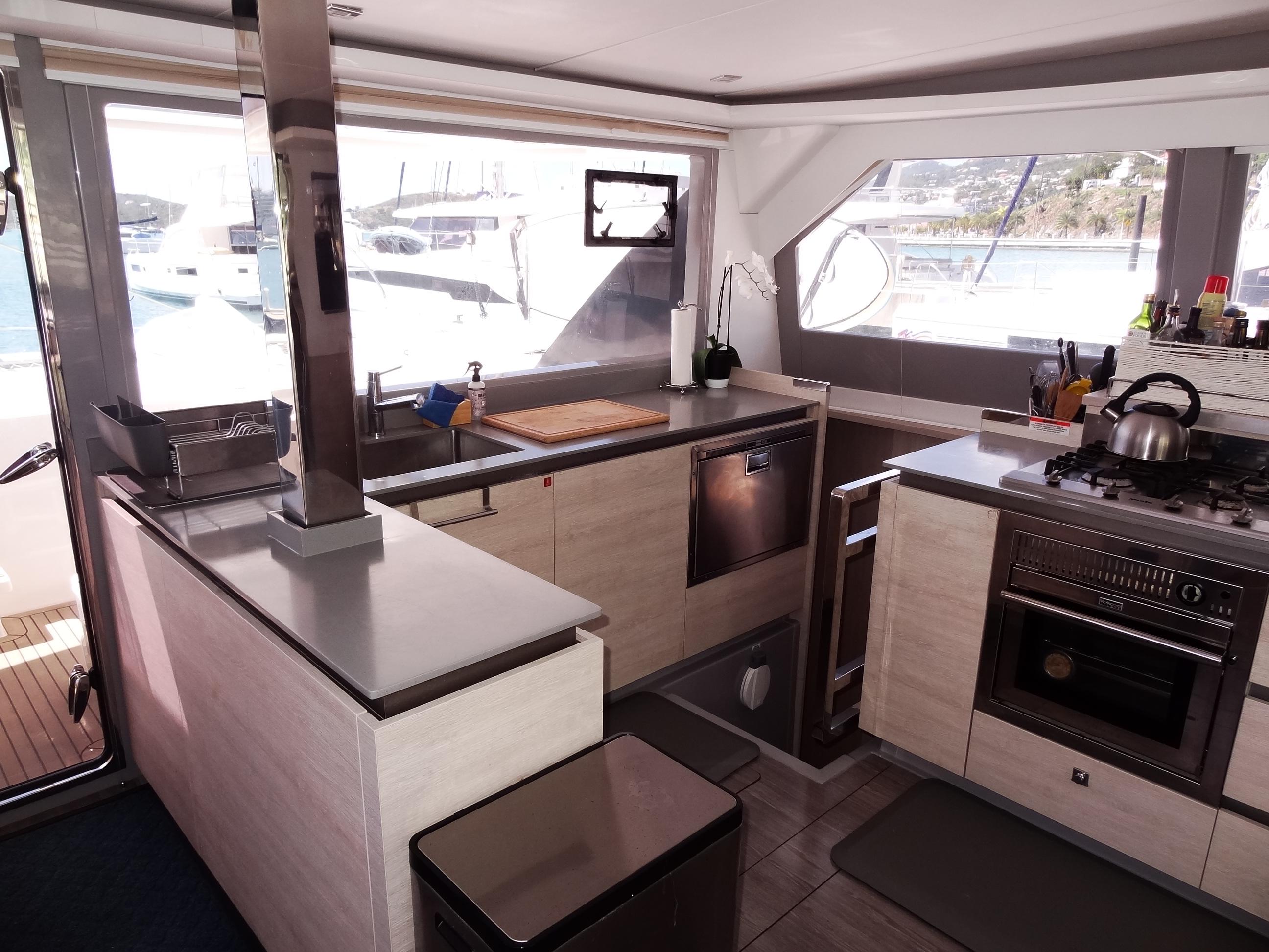 Leopard 50 Sailing Catamaran Kismet for sale | Leopard Brokerage