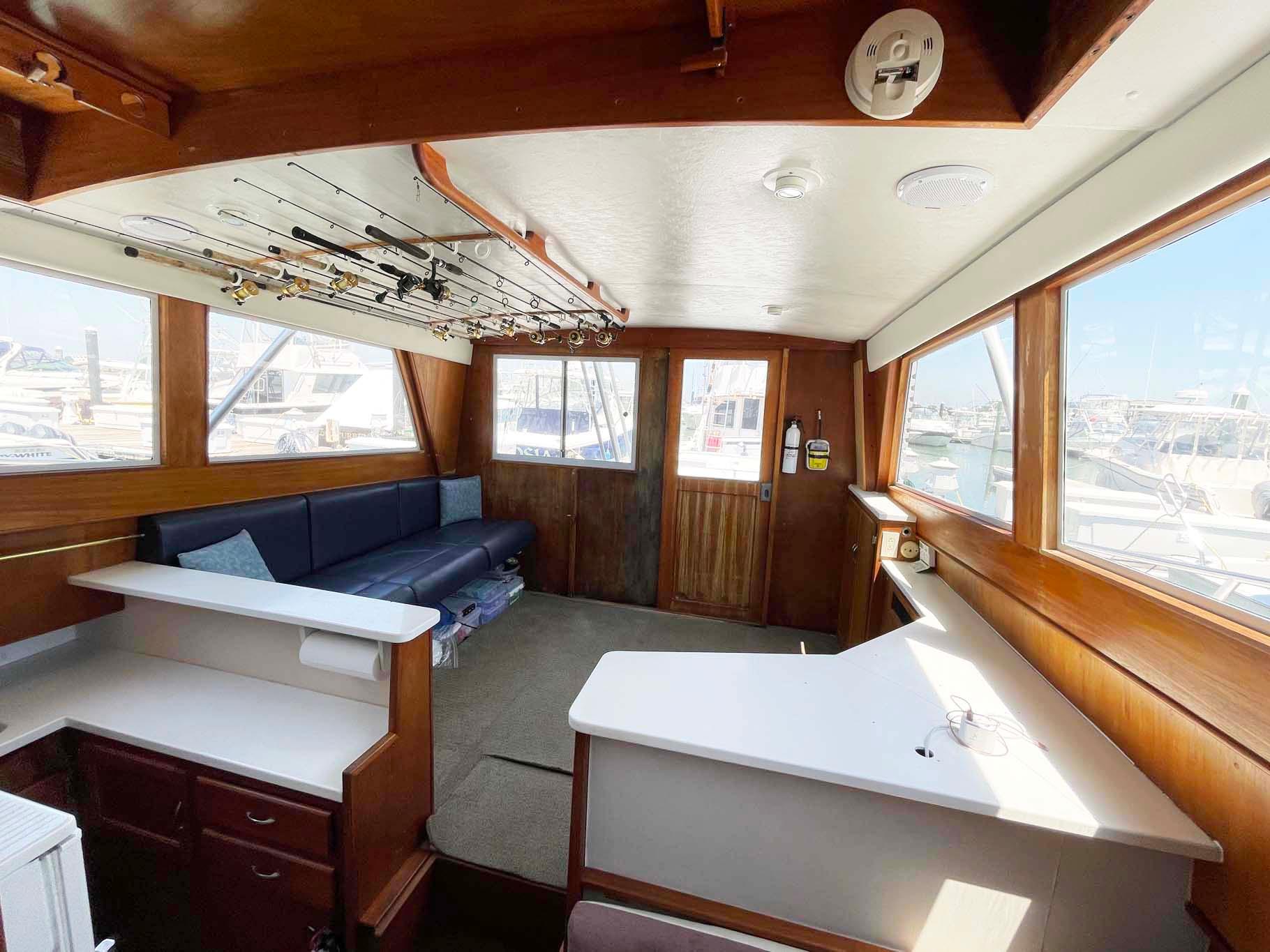 1988 38 Henriques 38 Flybridge Boats for Sale