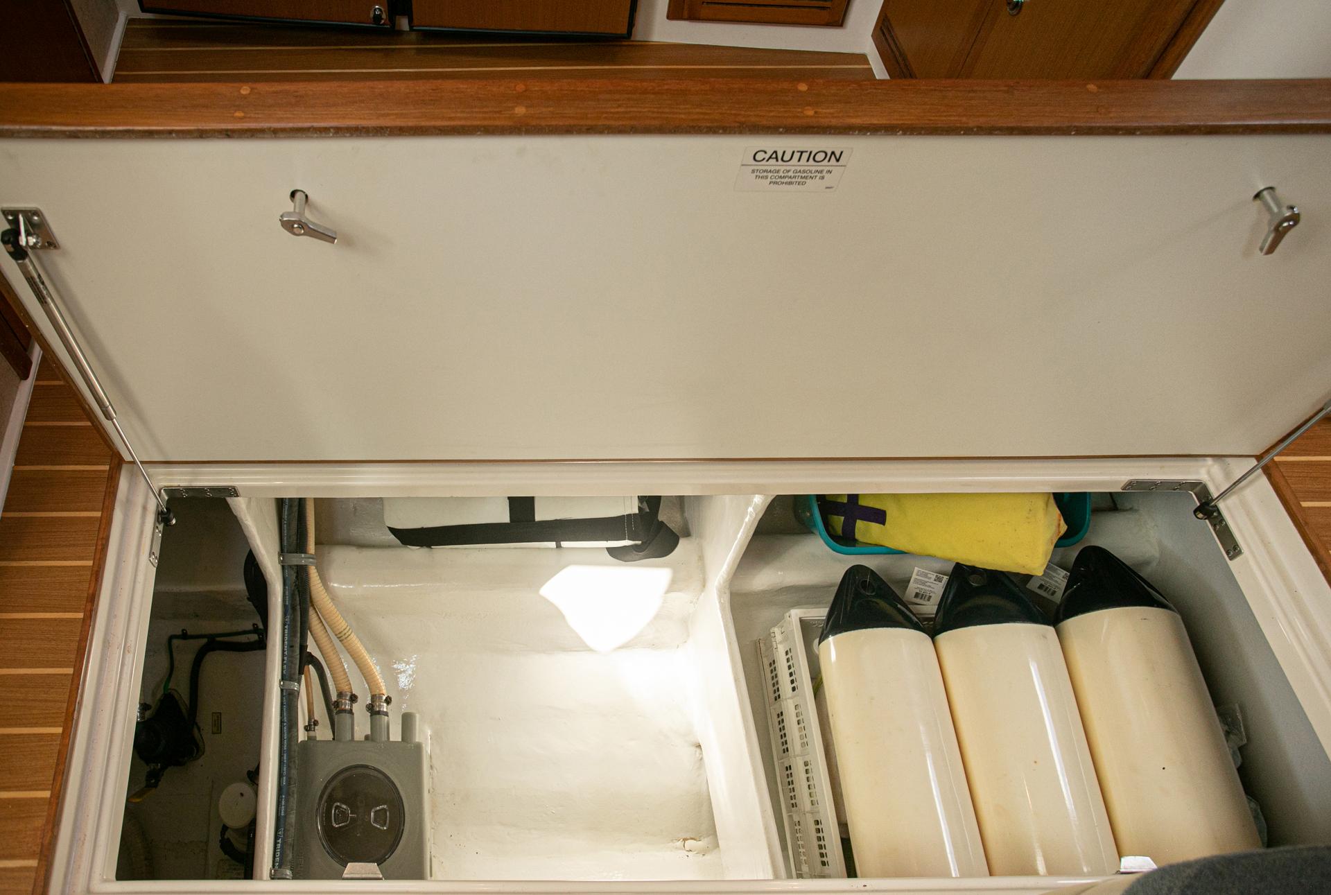 Tango Yacht for Sale | 40 Cabo Yachts Puerto Vallarta, Mexico | Denison ...