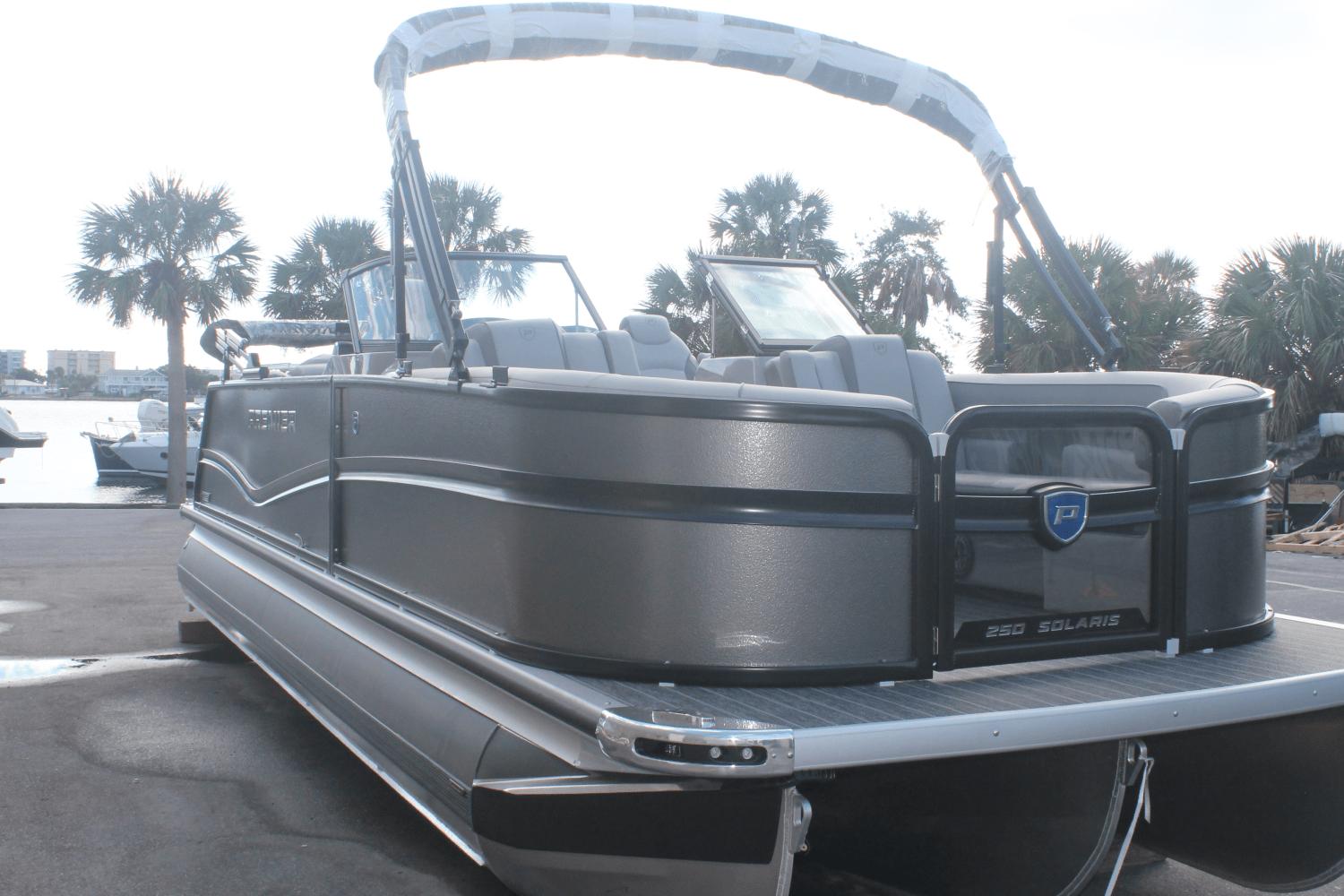 2024 Premier 250 Solaris Sport Pontoon for sale - YachtWorld