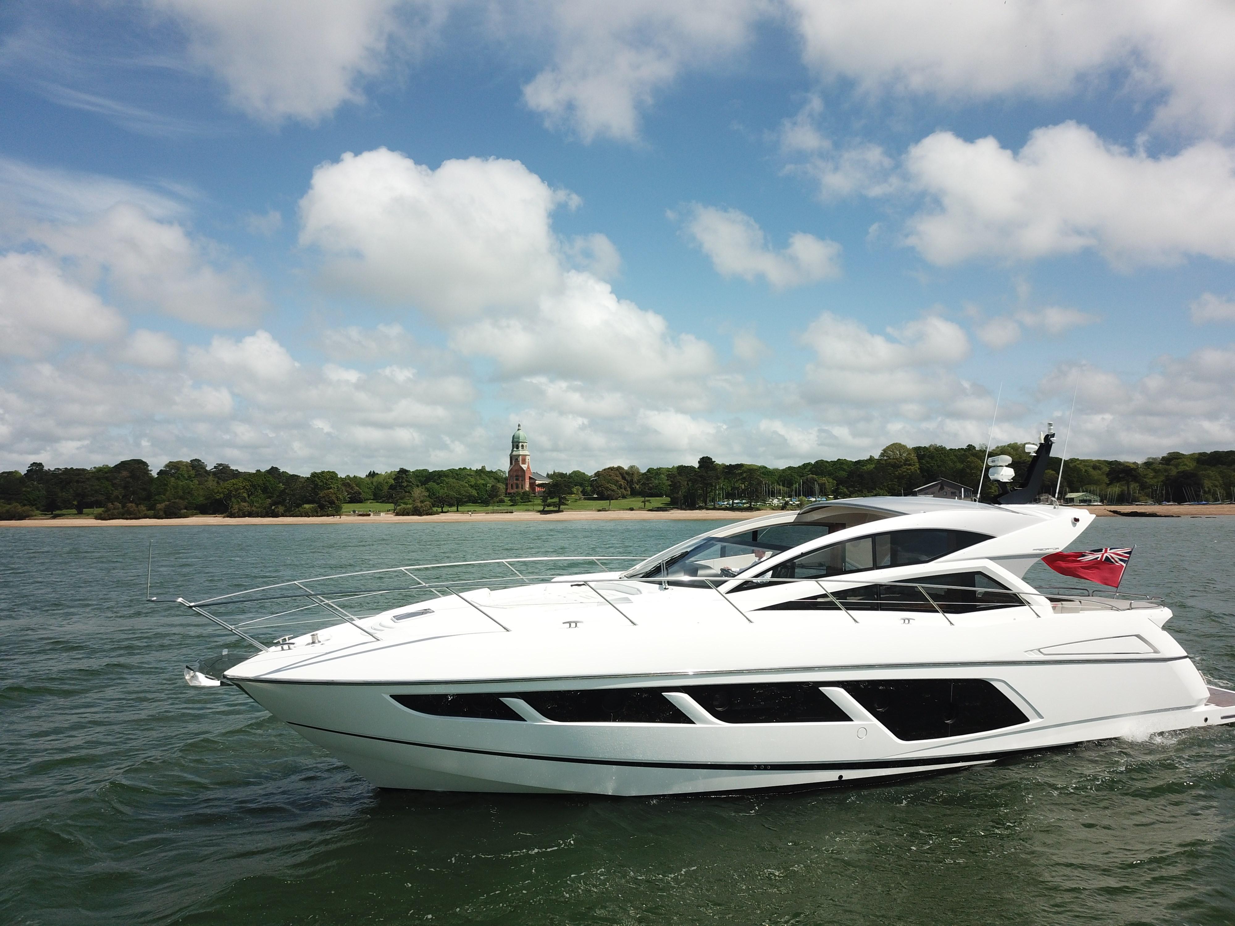 2016 Sunseeker Predator 57 Cruiser for sale - YachtWorld