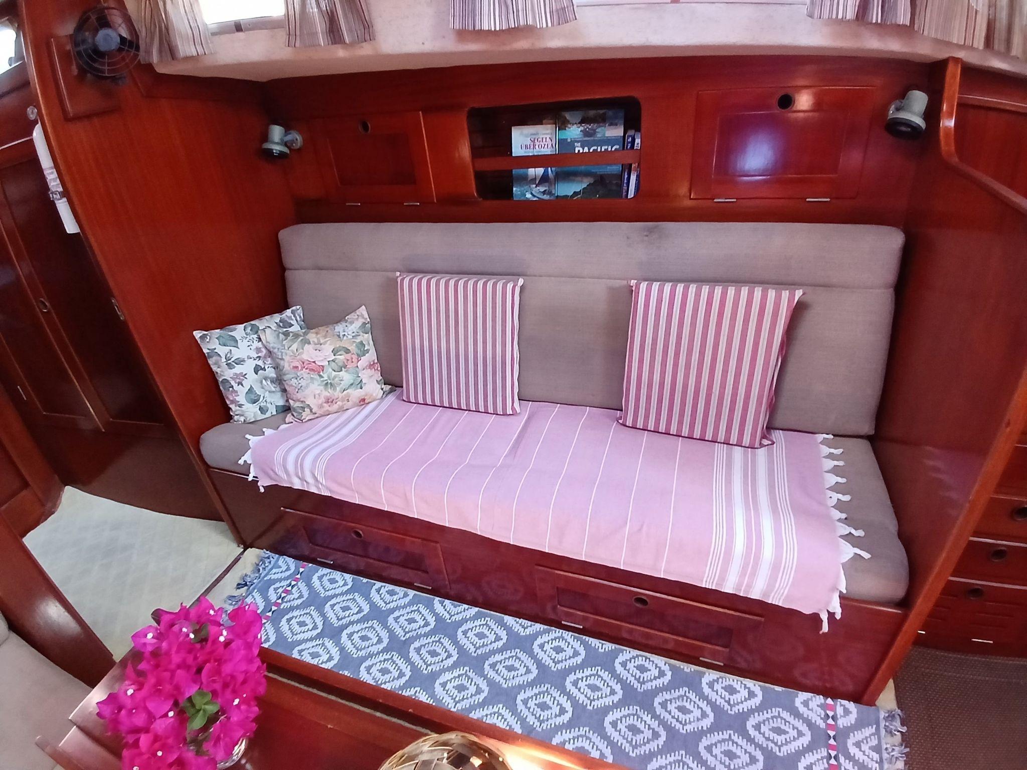 1977 Hallberg-Rassy 41 Cruiser for sale - YachtWorld