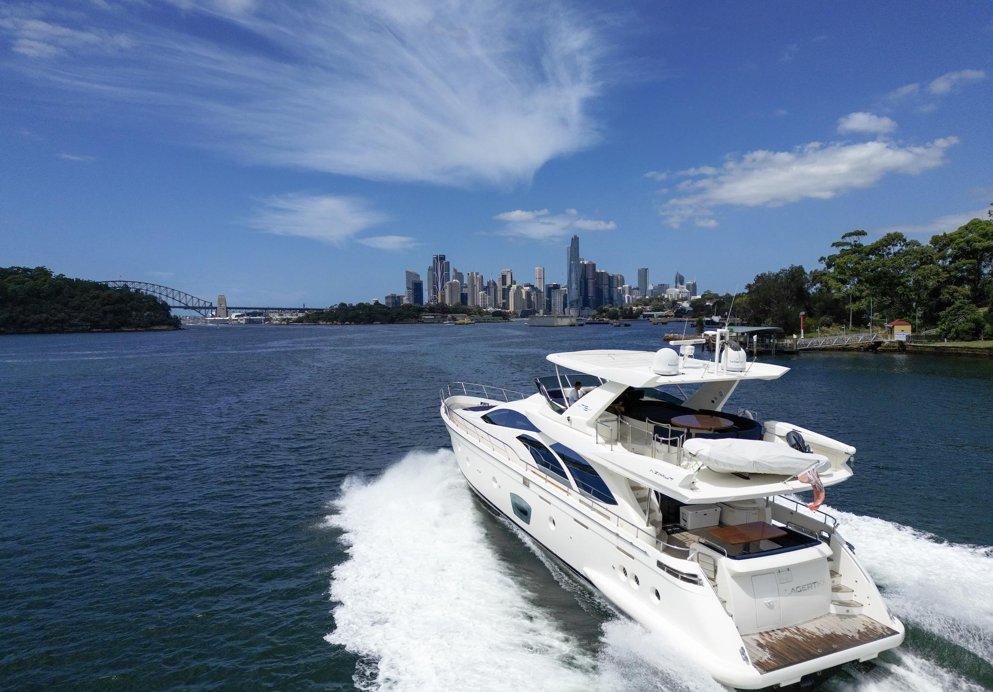 2006 Azimut 75 Mega Yacht for sale - YachtWorld