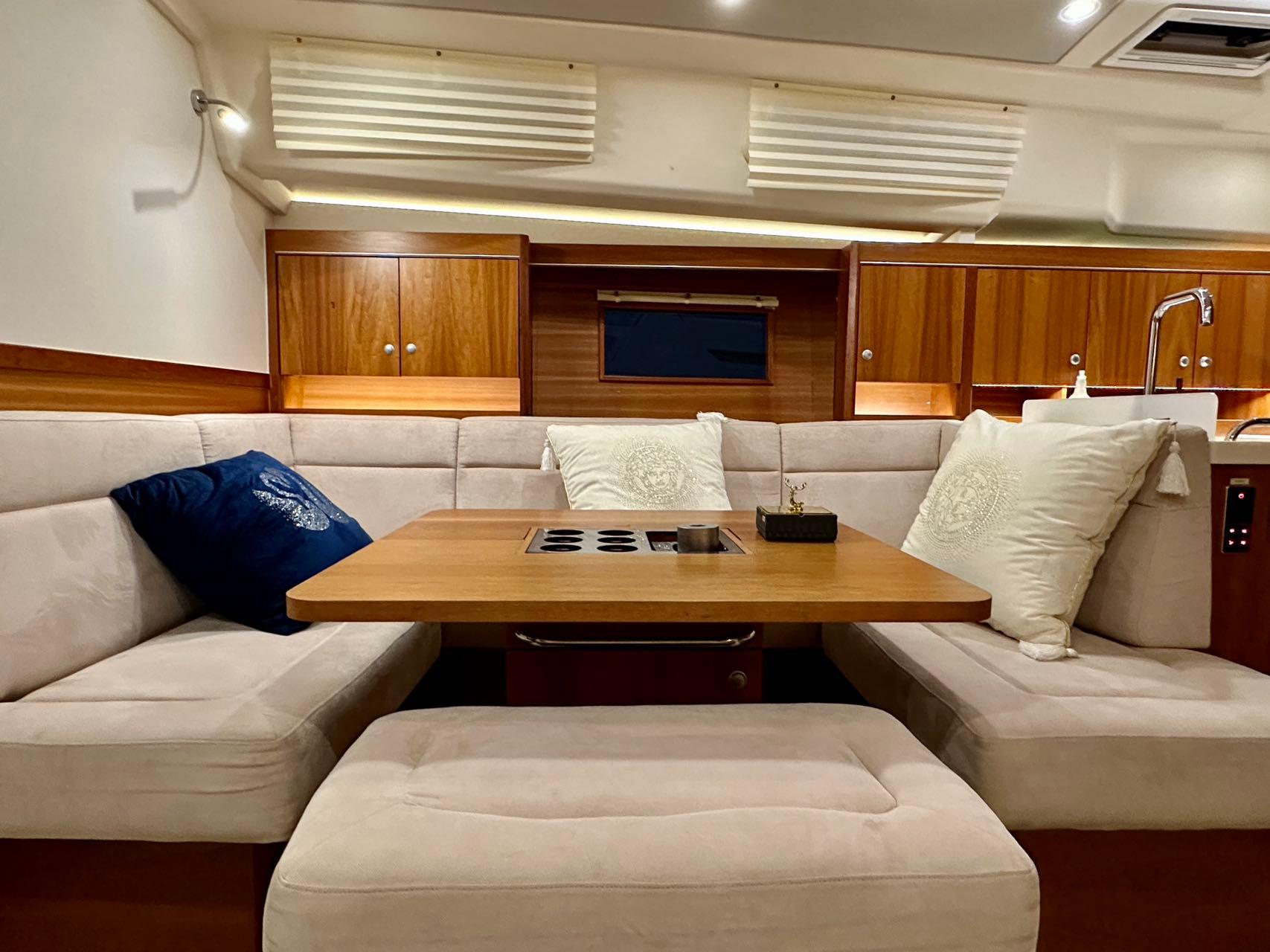 2017 Hanse 455 Cruiser for sale - YachtWorld