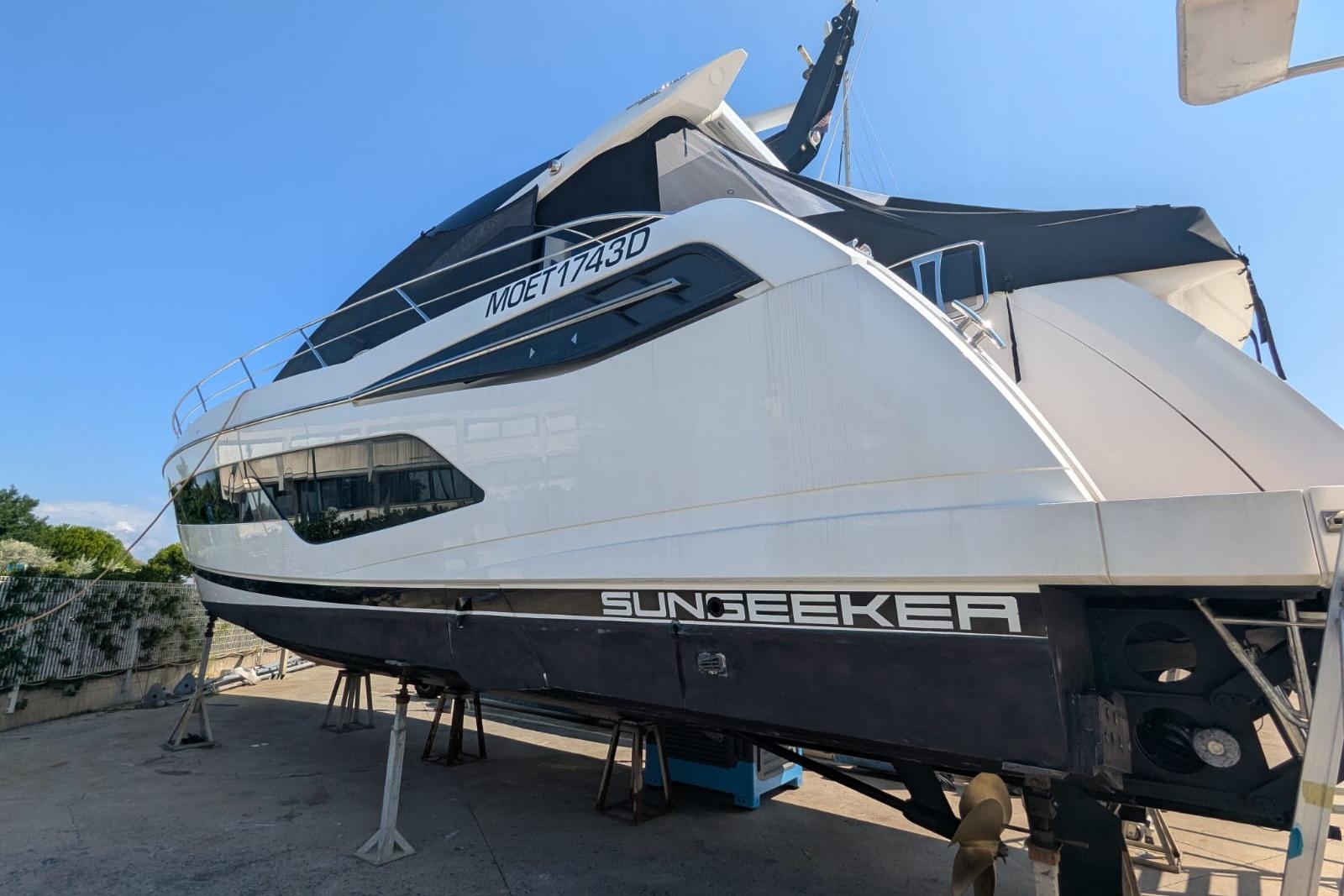 Occasion 2022 Sunseeker Predator 55 EVO - Rimini | YachtFocus