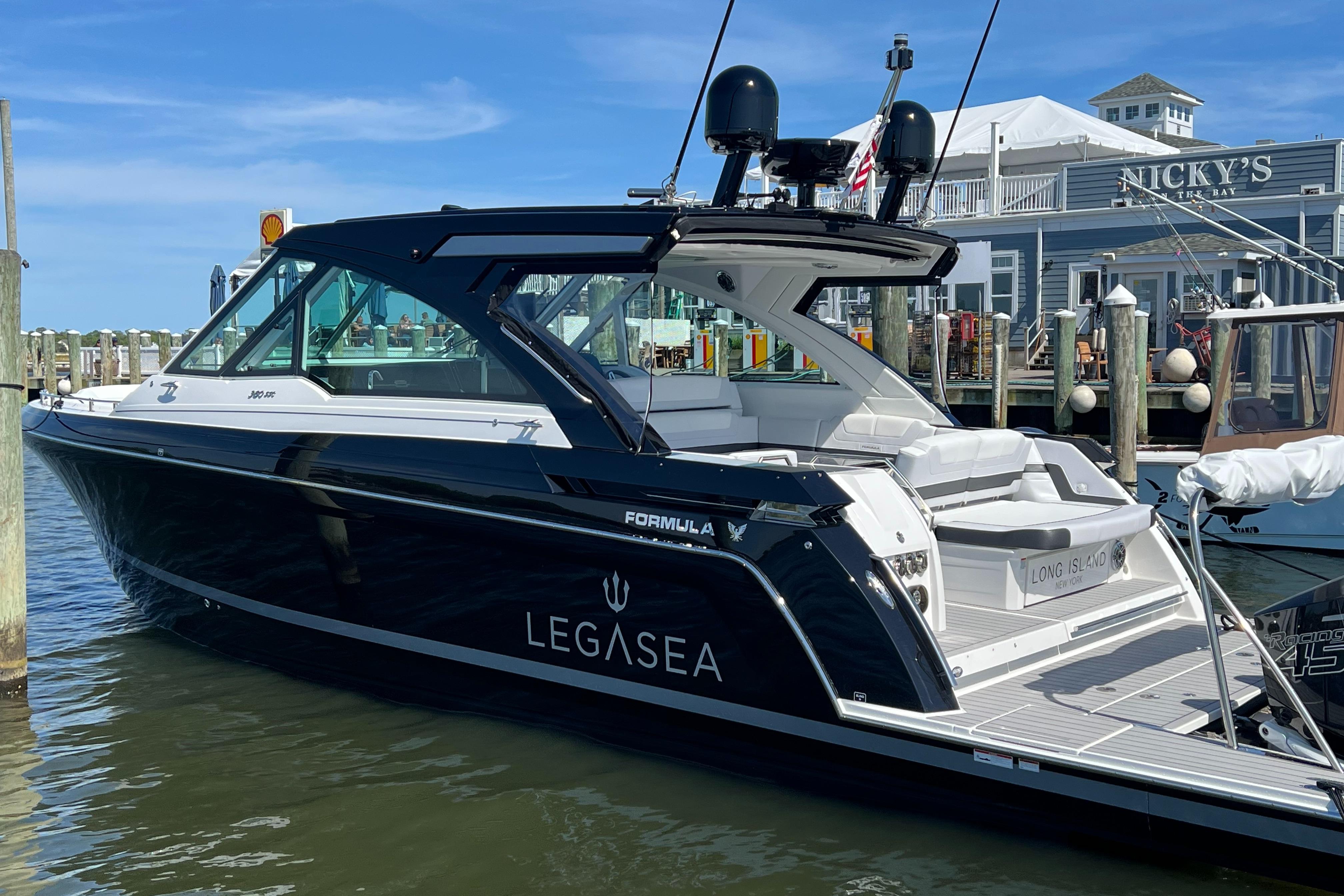 2022 Formula 380 Super Sport Crossover OB Cruiser for sale - YachtWorld