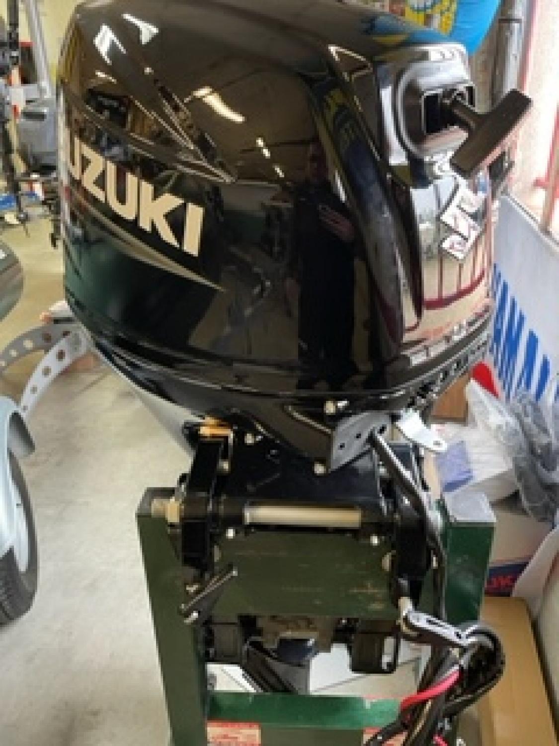 Suzuki DF30 ATL New in At Sales Office, France - iNautia