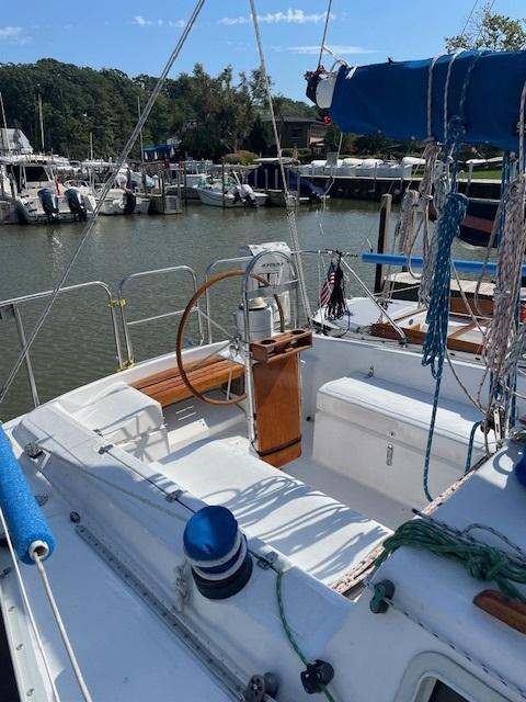 1985 Hunter 28.5 Racer/Cruiser for sale - YachtWorld