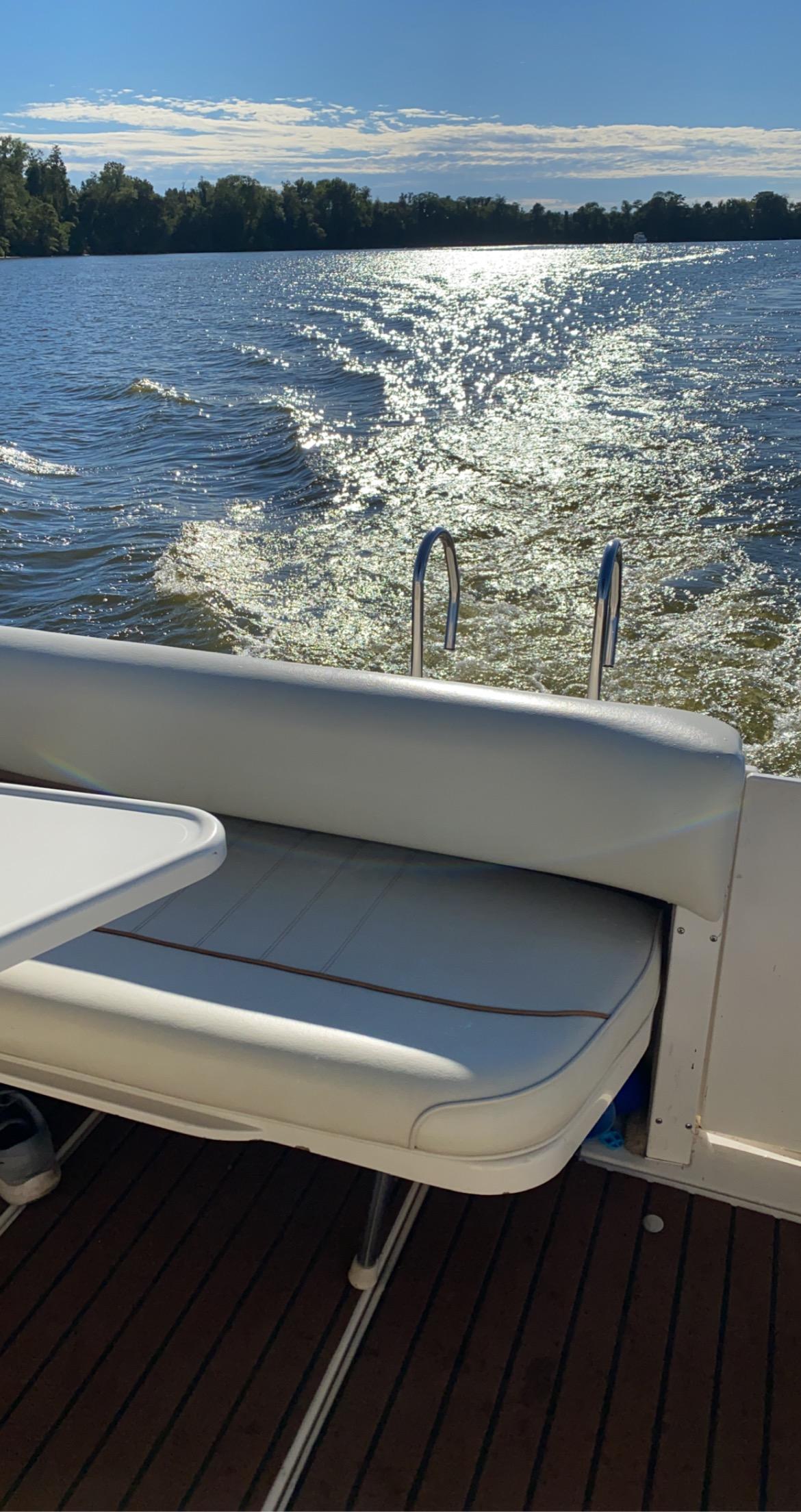 1996 Sea Ray 270 Sundancer Express Cruiser for sale - YachtWorld