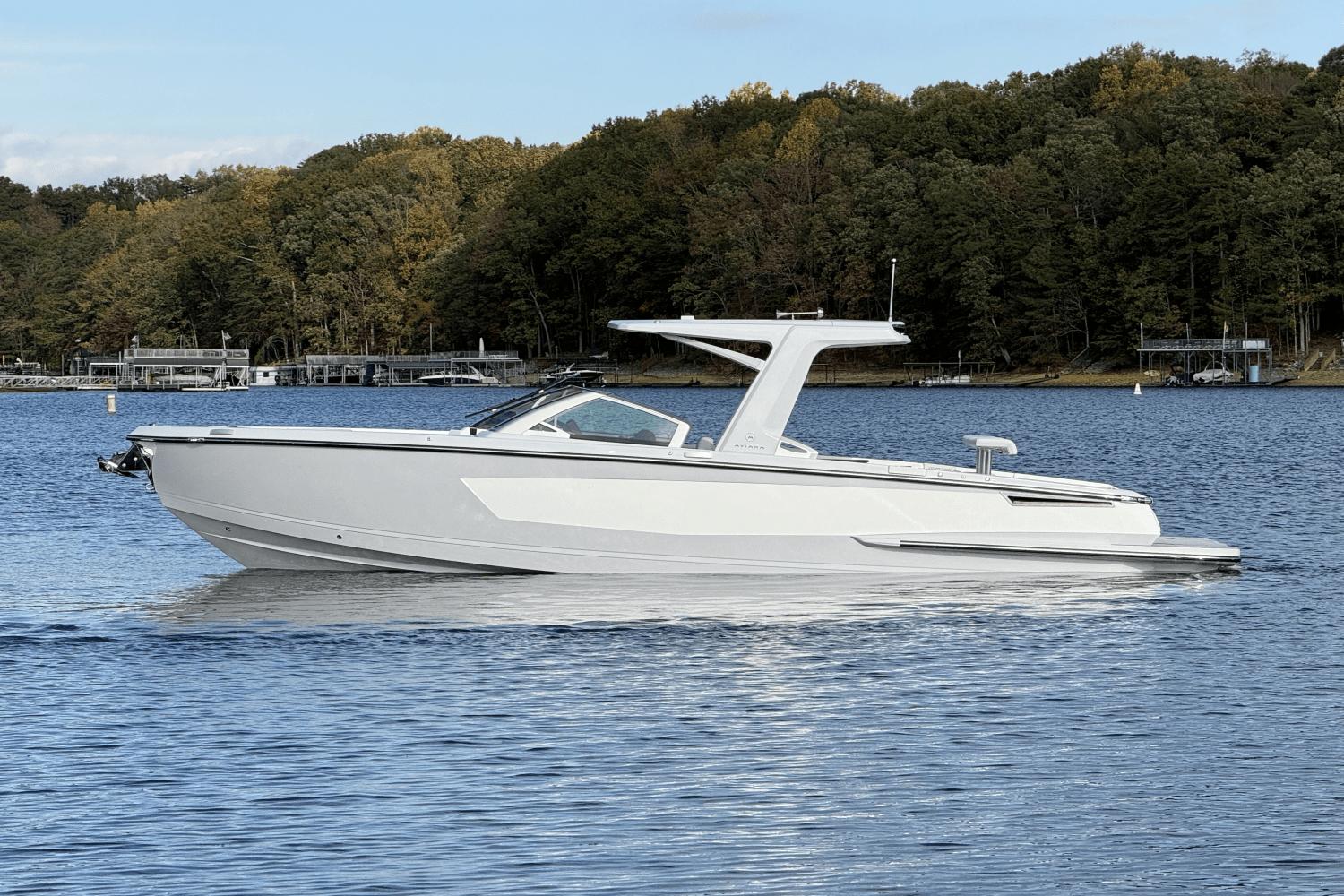 2024 Aviara AV32 Runabout for sale - YachtWorld
