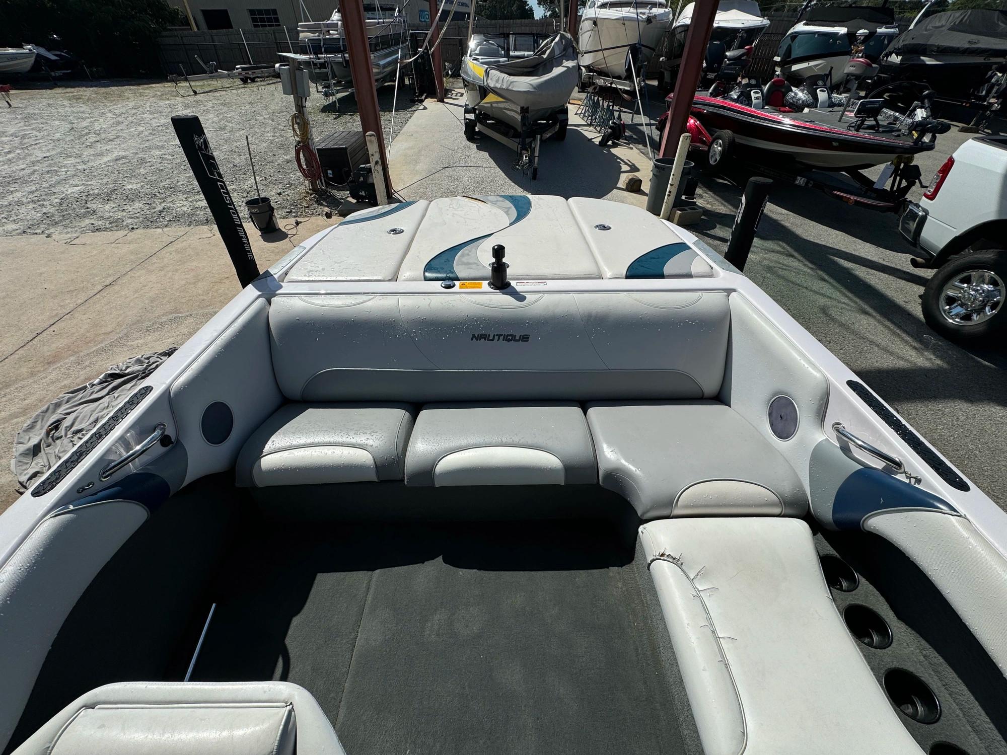 2004 Correct Craft Super Air Nautique 210 Ski and Wakeboard for sale ...