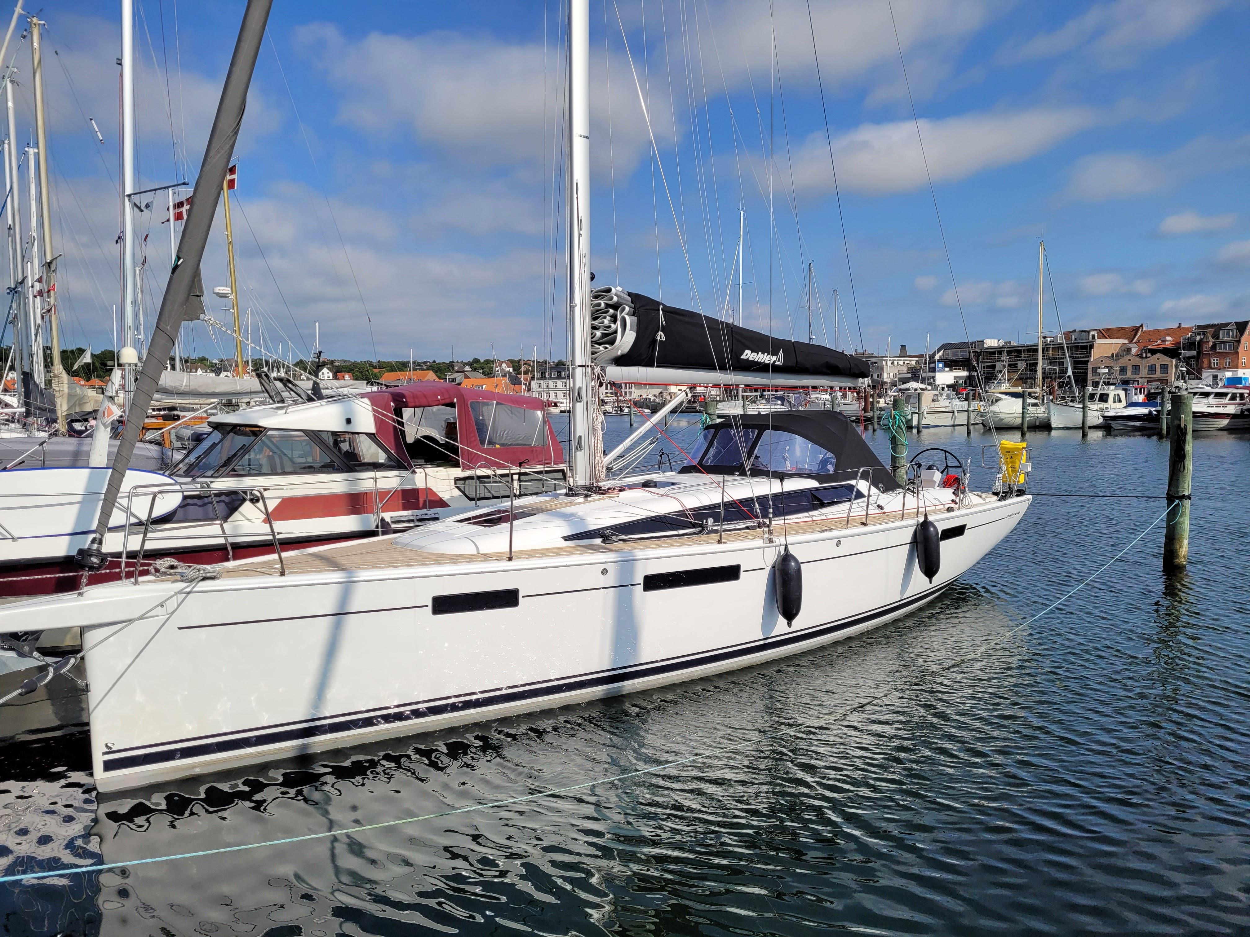 Used 2021 Dehler 38 SQ | TopBoats