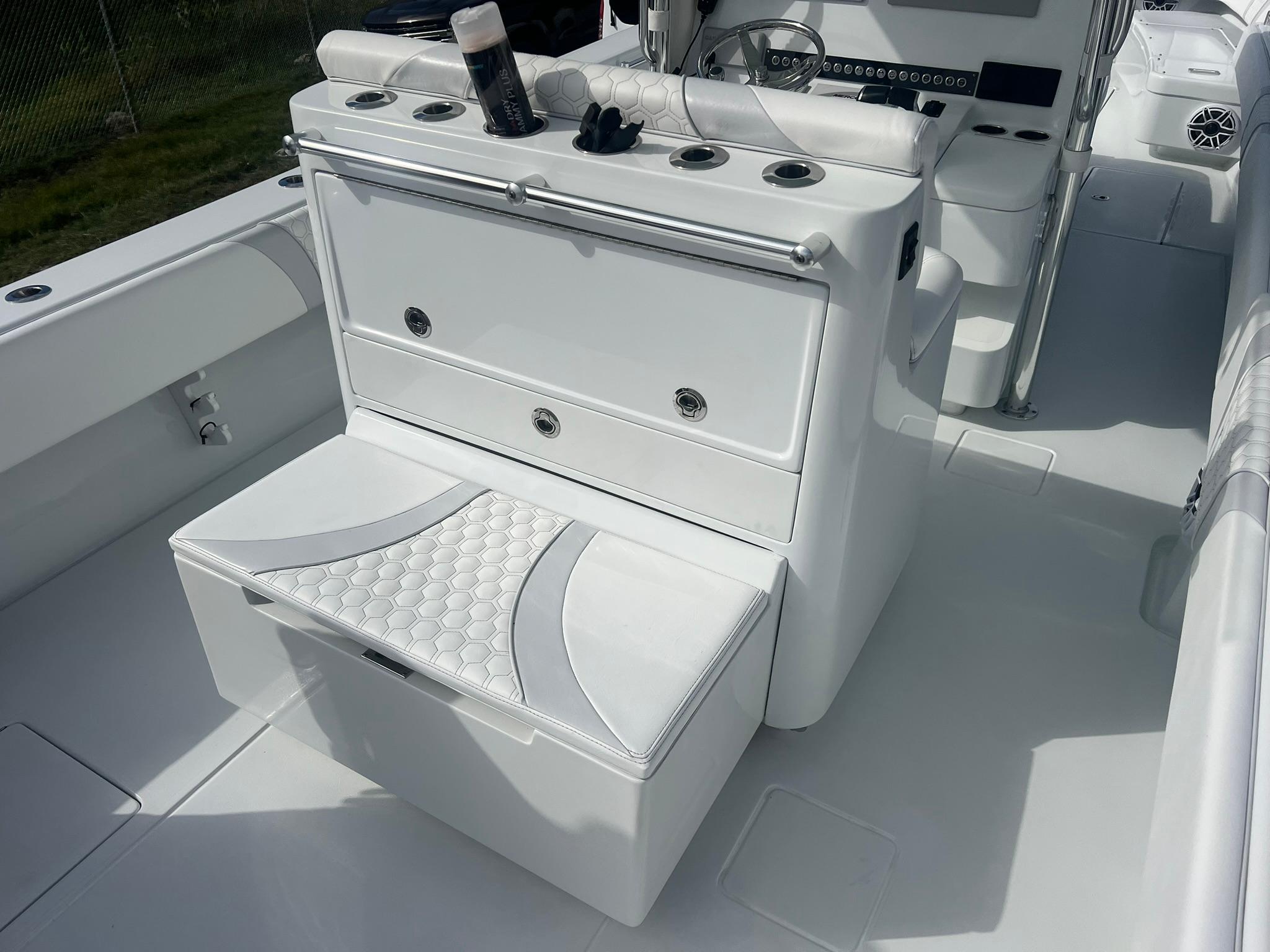 2023 Contender 35 ST Center Console for sale - YachtWorld