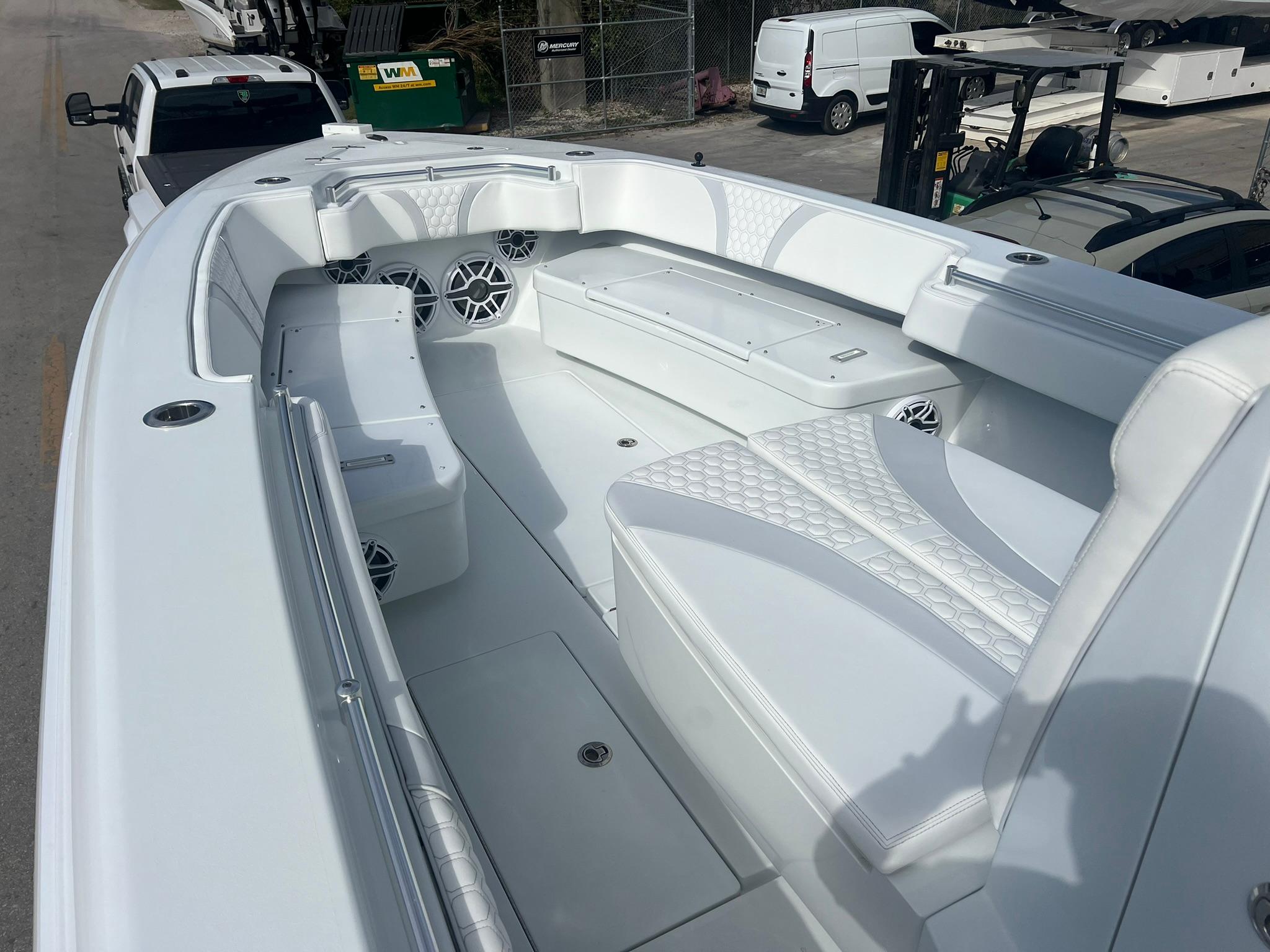 2023 Contender 35 ST Center Console for sale - YachtWorld